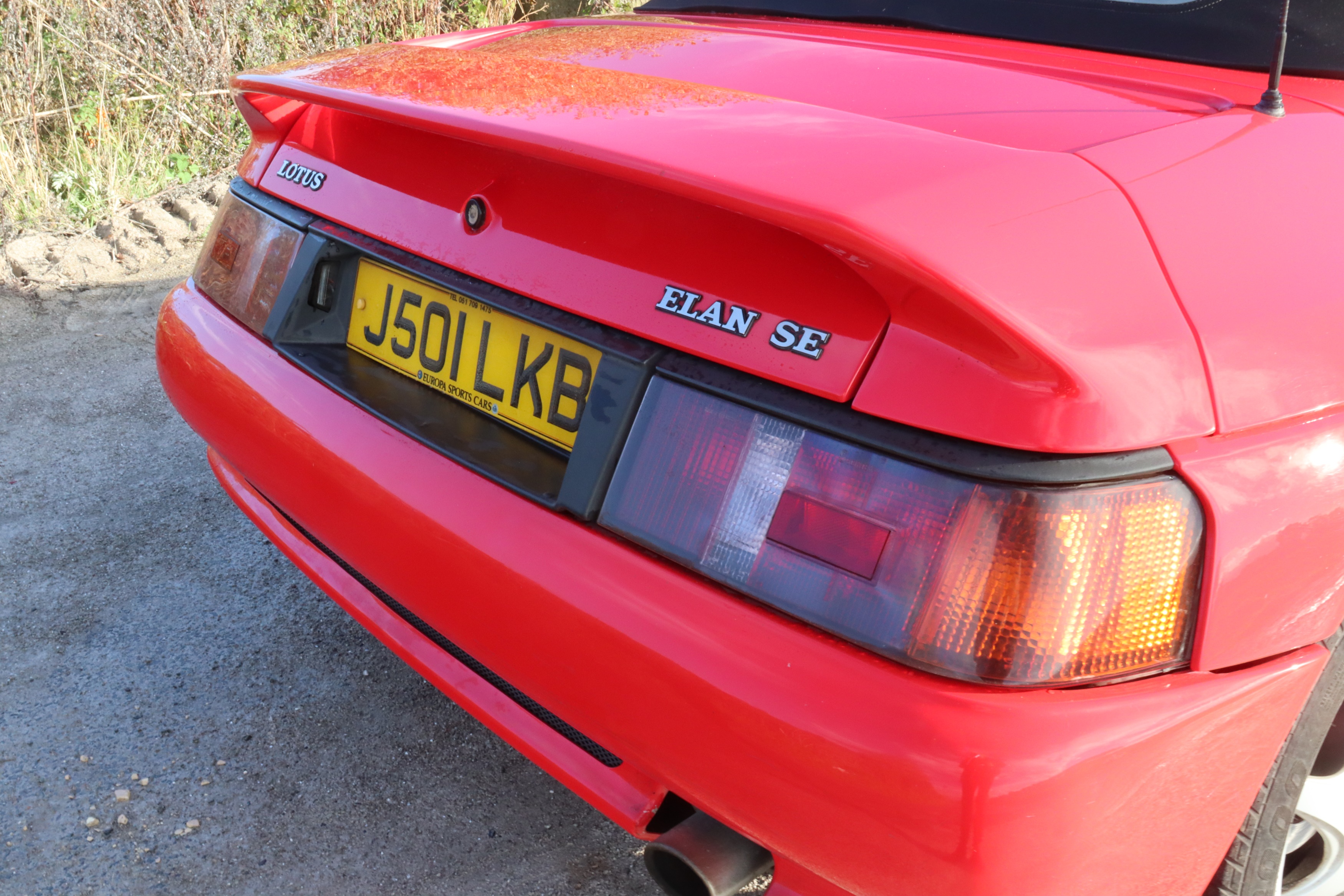 Lot 14 - 1991 Lotus Elan SE Turbo