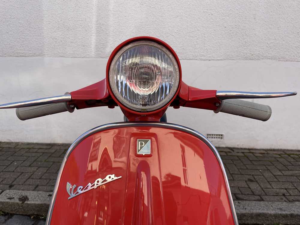 Lot 137 - 1968 Vespa SS90 Supersprint