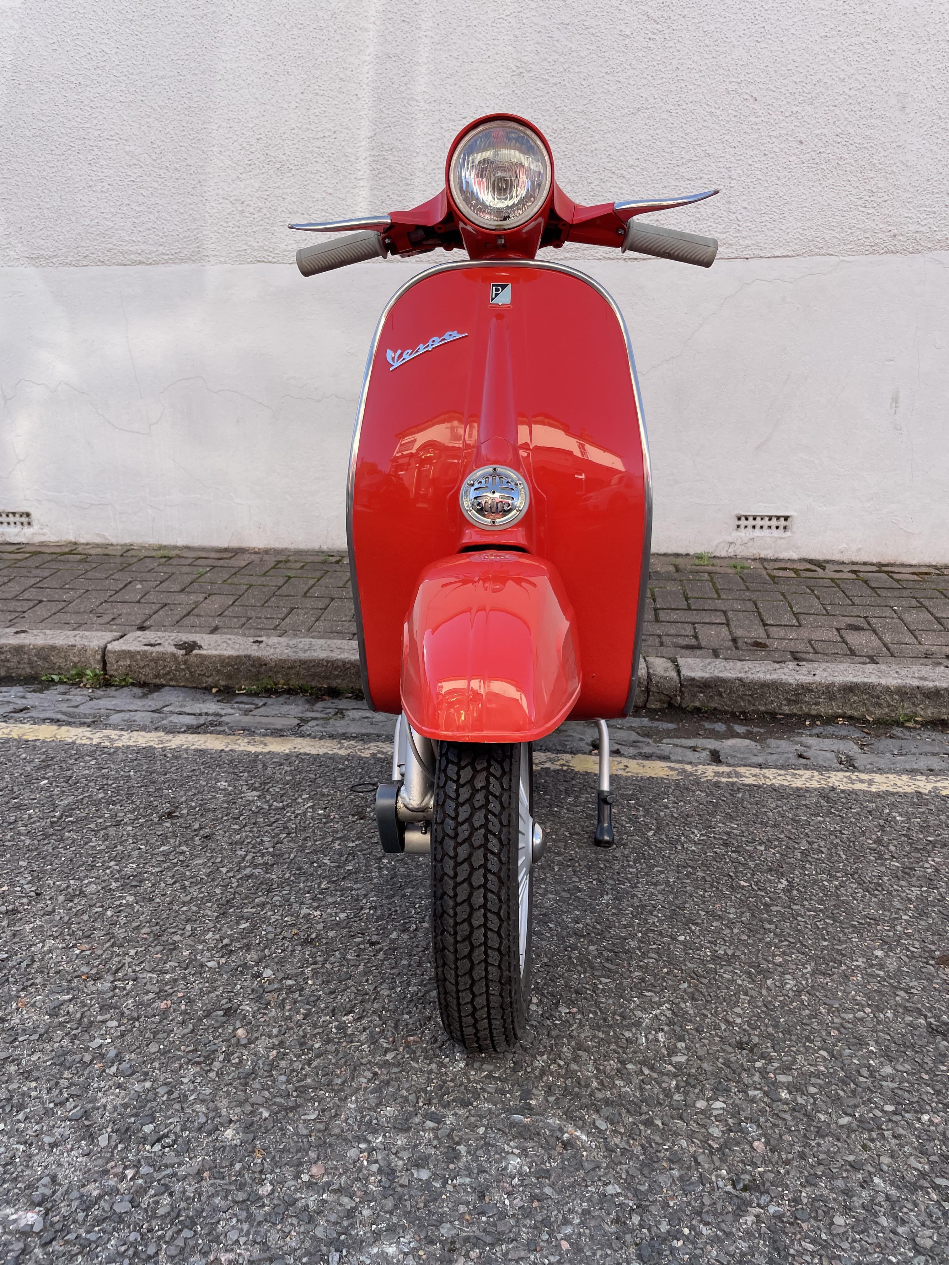 Lot 137 - 1968 Vespa SS90 Supersprint