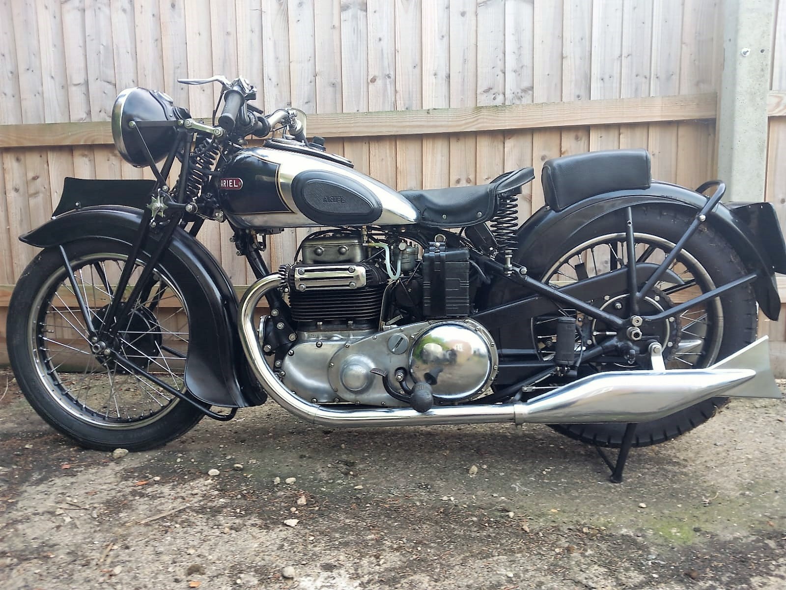 Lot 323 - c.1938 Ariel Square Four