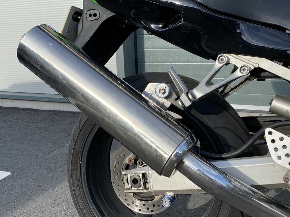 Lot 281 - 2000 Kawasaki 'Ninja' ZX-9R