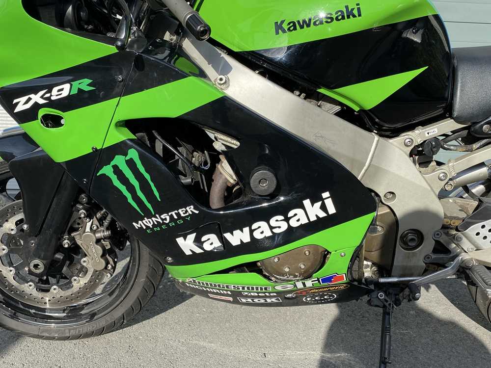 Lot 281 - 2000 Kawasaki 'Ninja' ZX-9R