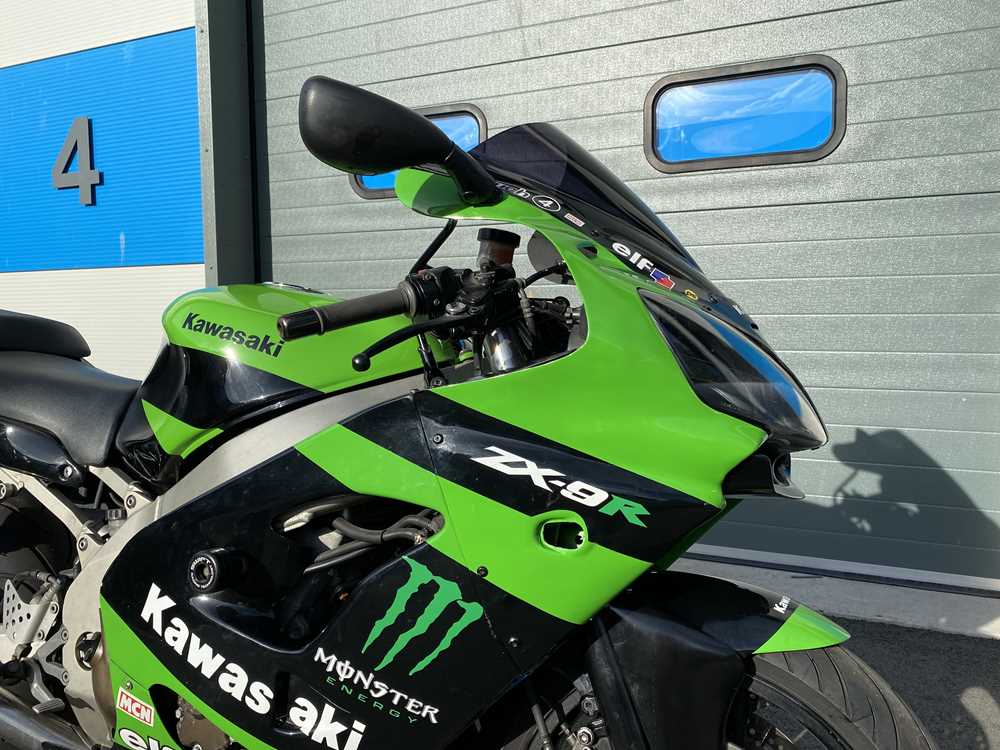Lot 281 - 2000 Kawasaki 'Ninja' ZX-9R