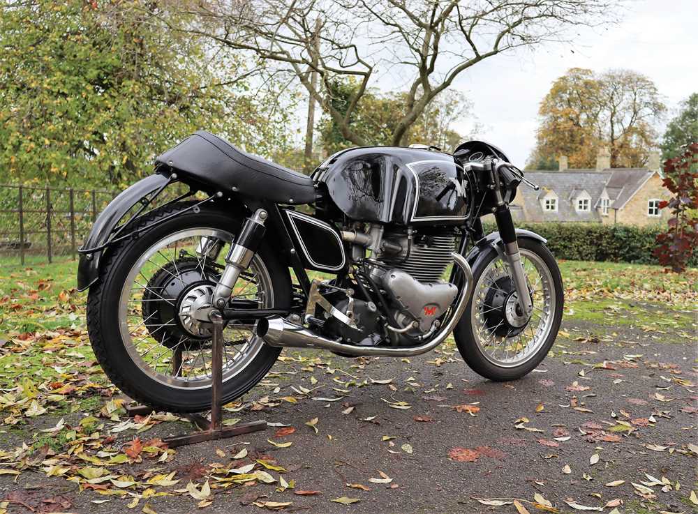 Lot 390 - 1954 Matchless G45