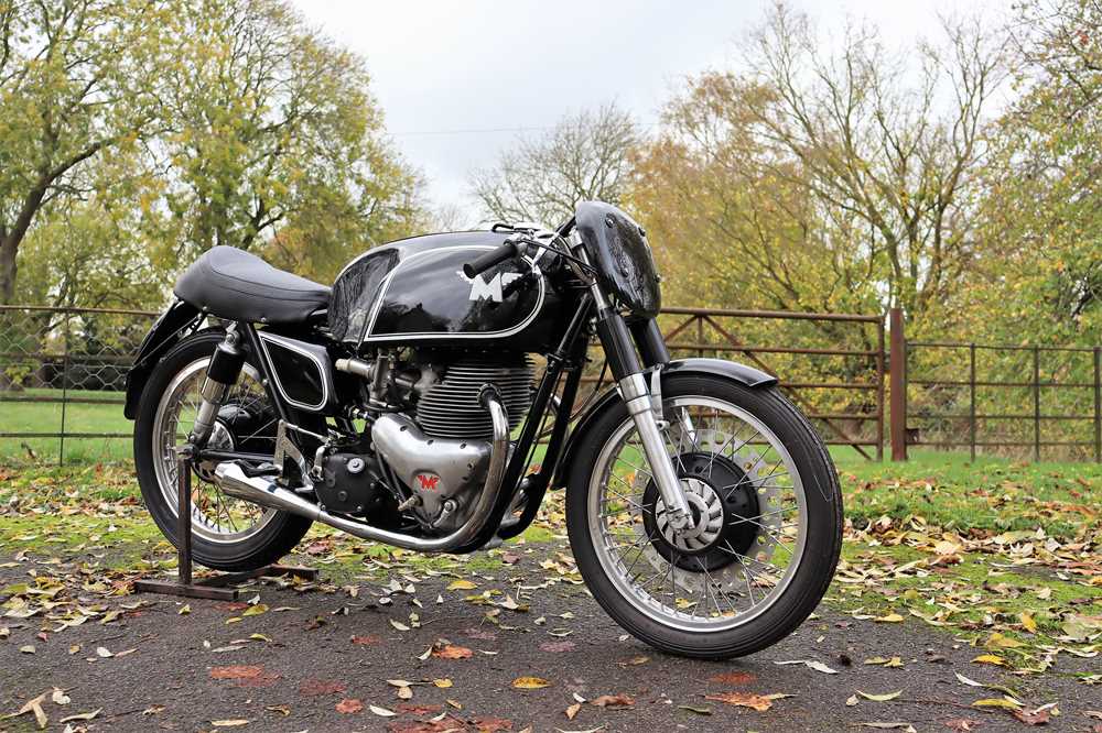 Lot 390 - 1954 Matchless G45
