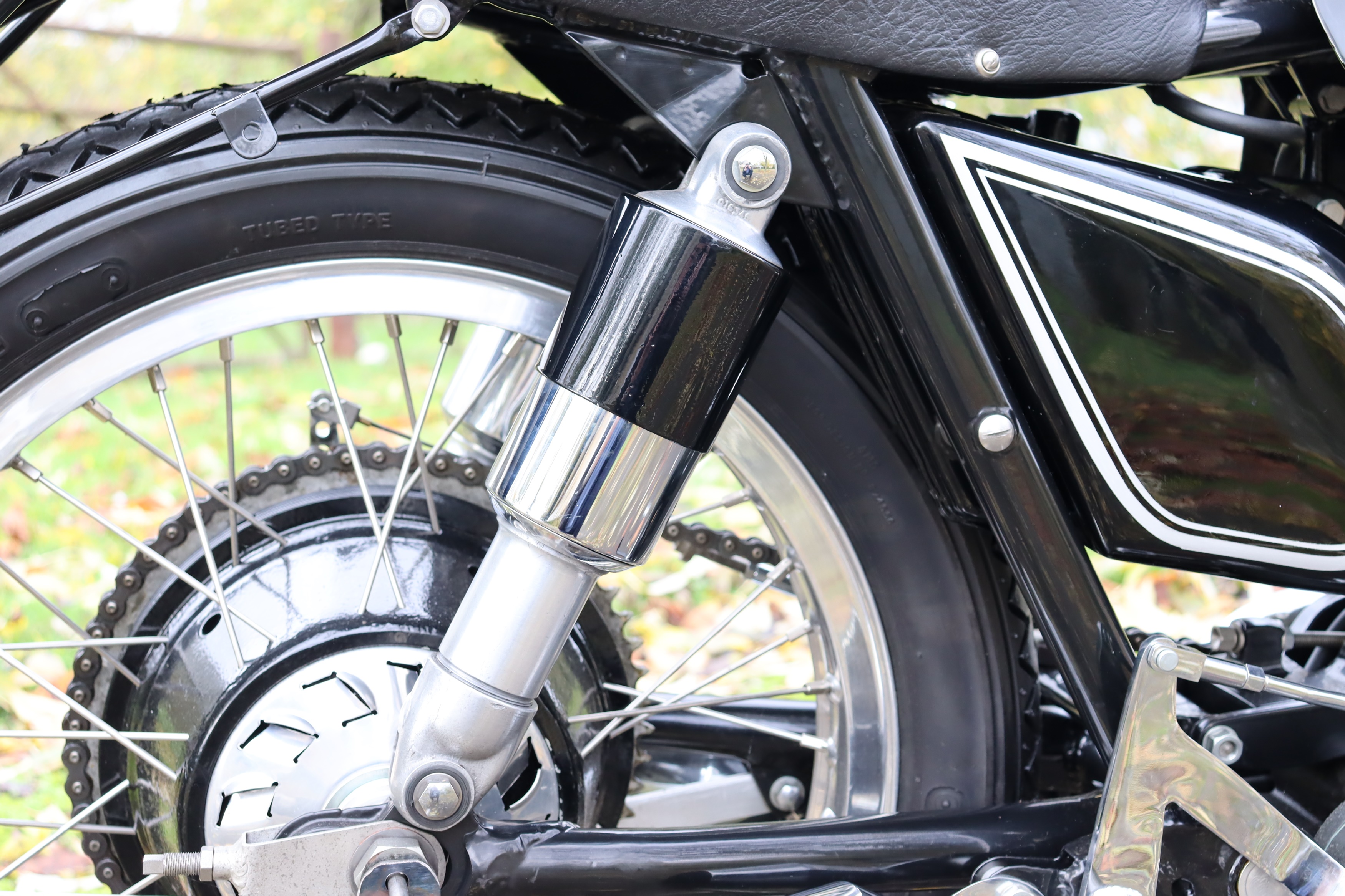 Lot 390 - 1954 Matchless G45