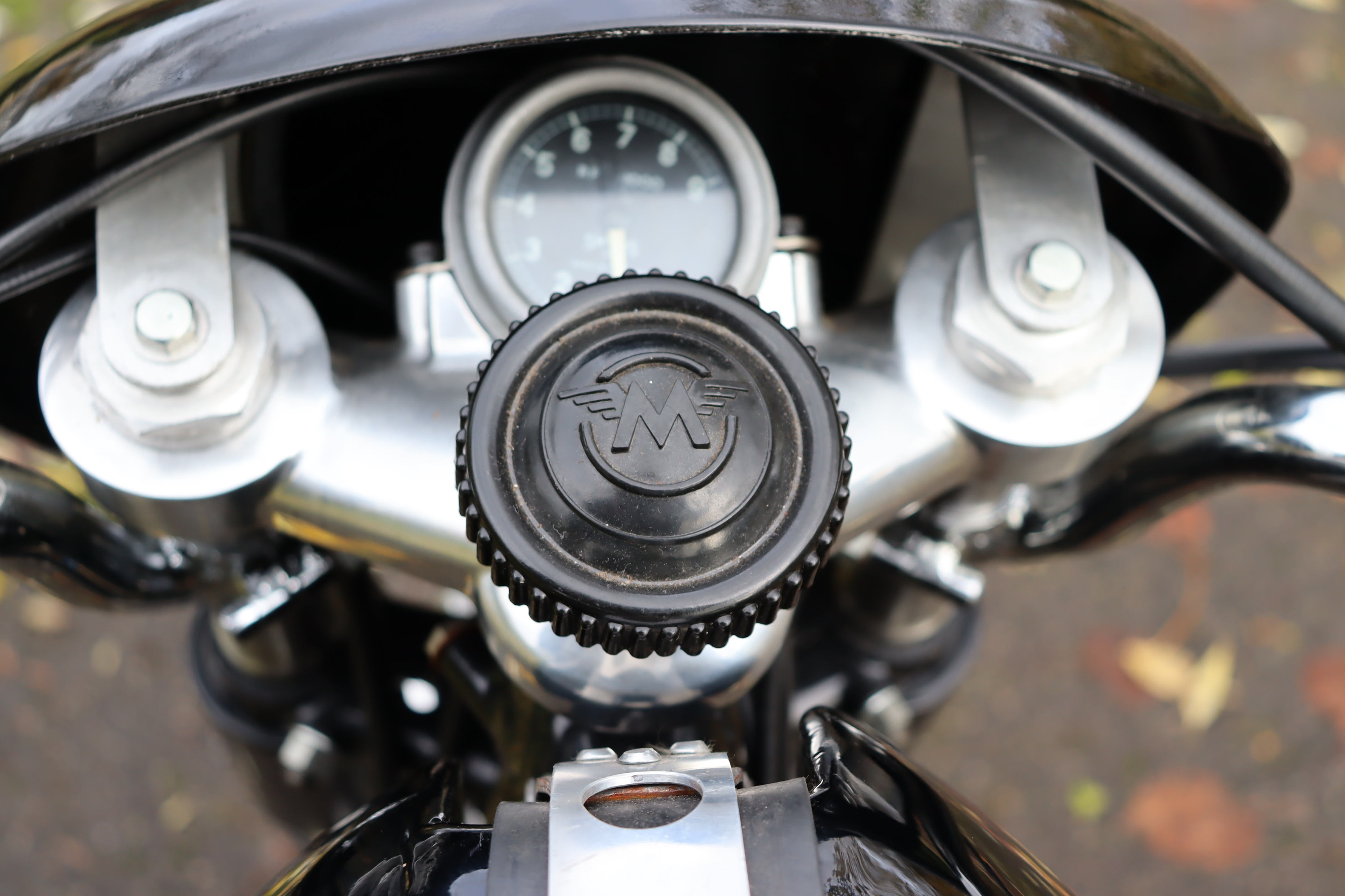 Lot 390 - 1954 Matchless G45