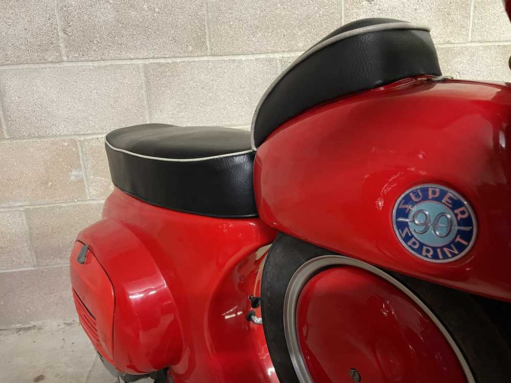 Lot 146 - 1970 Vespa SS90 Super Sprint