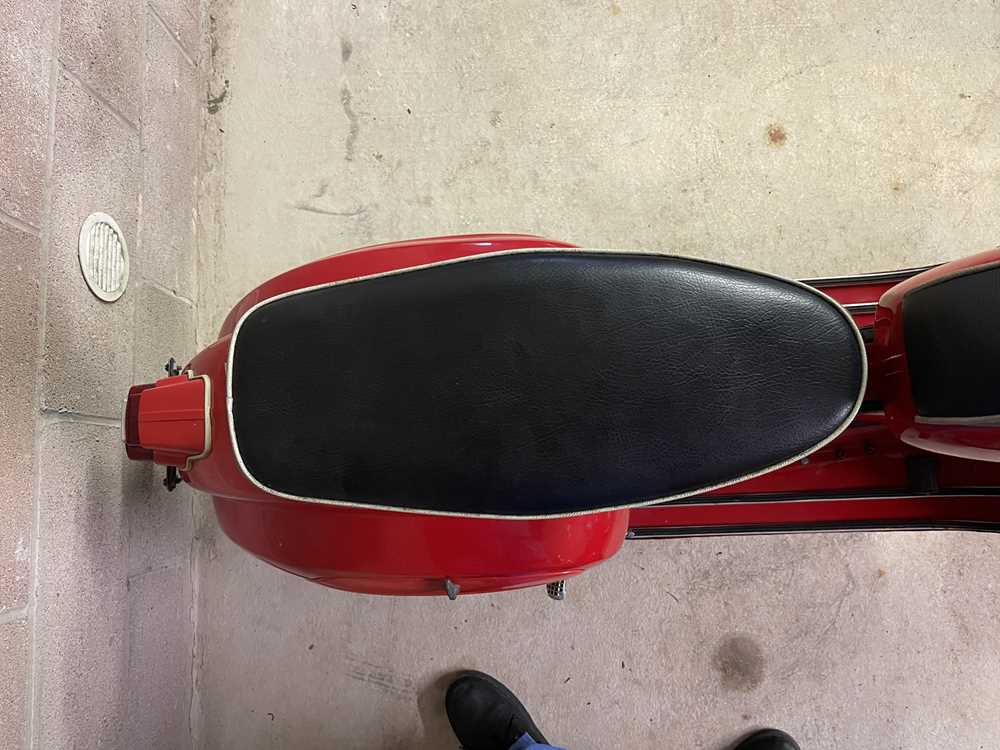 Lot 146 - 1970 Vespa SS90 Super Sprint