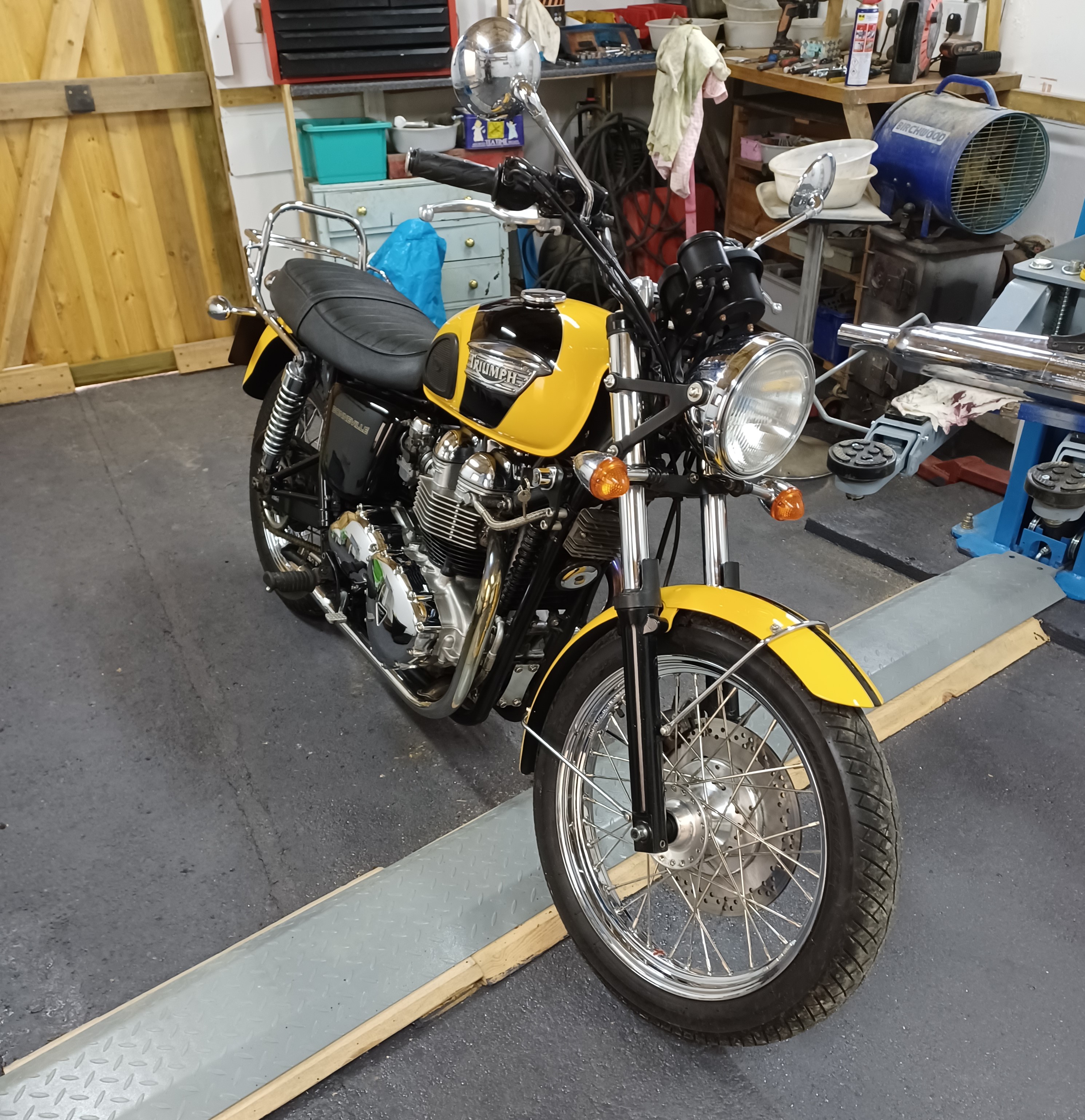 2003 Triumph Bonneville 800