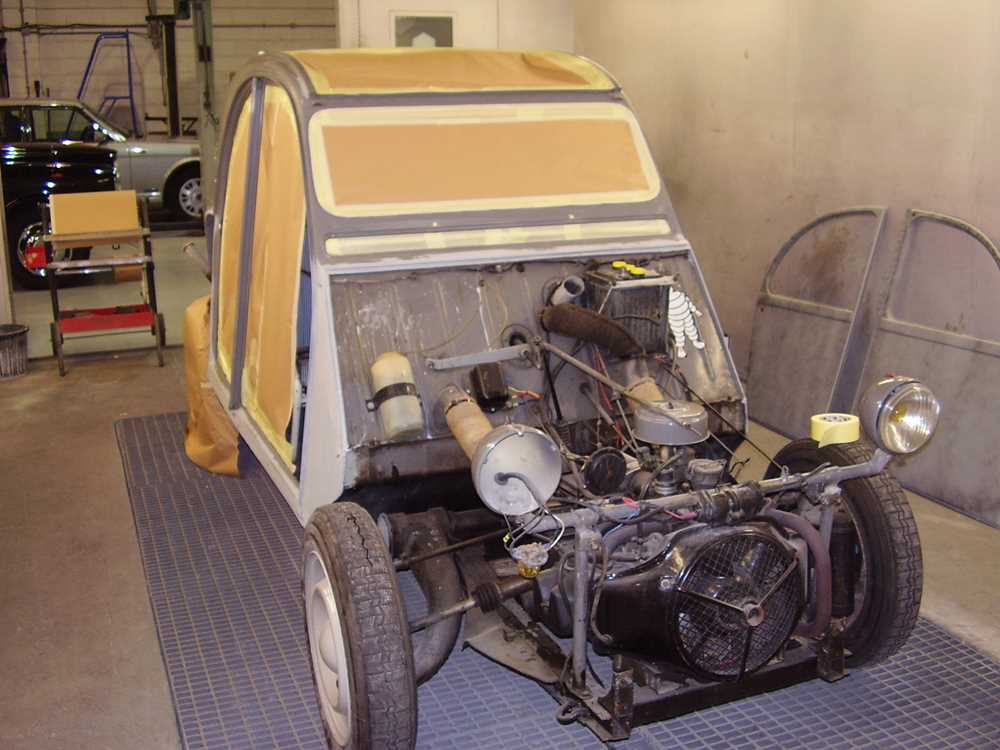 Lot 60 - 1961 Citroen 2CV AZ