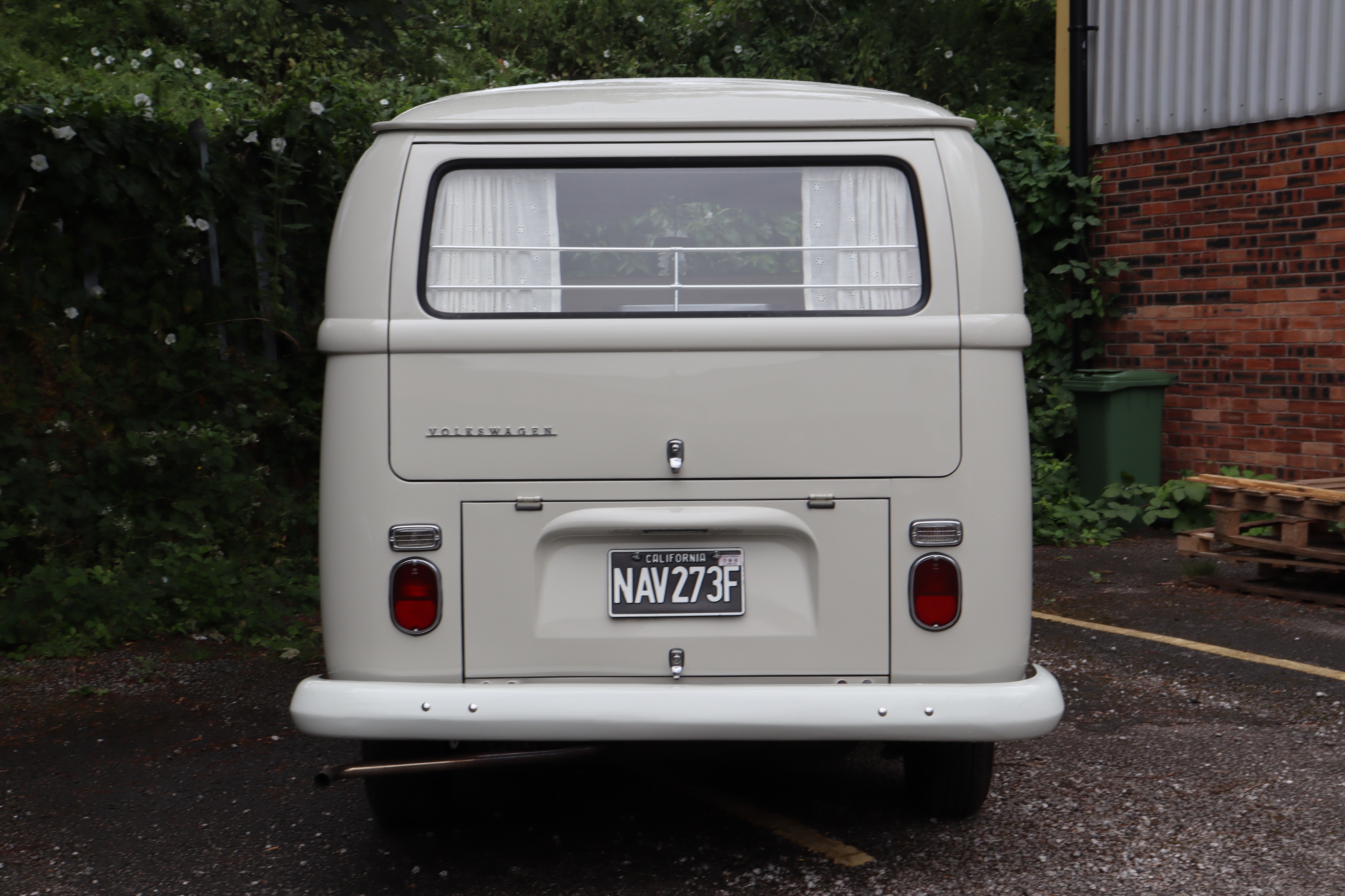 Lot 28 - 1968 Volkswagen Type 2 Camper Van