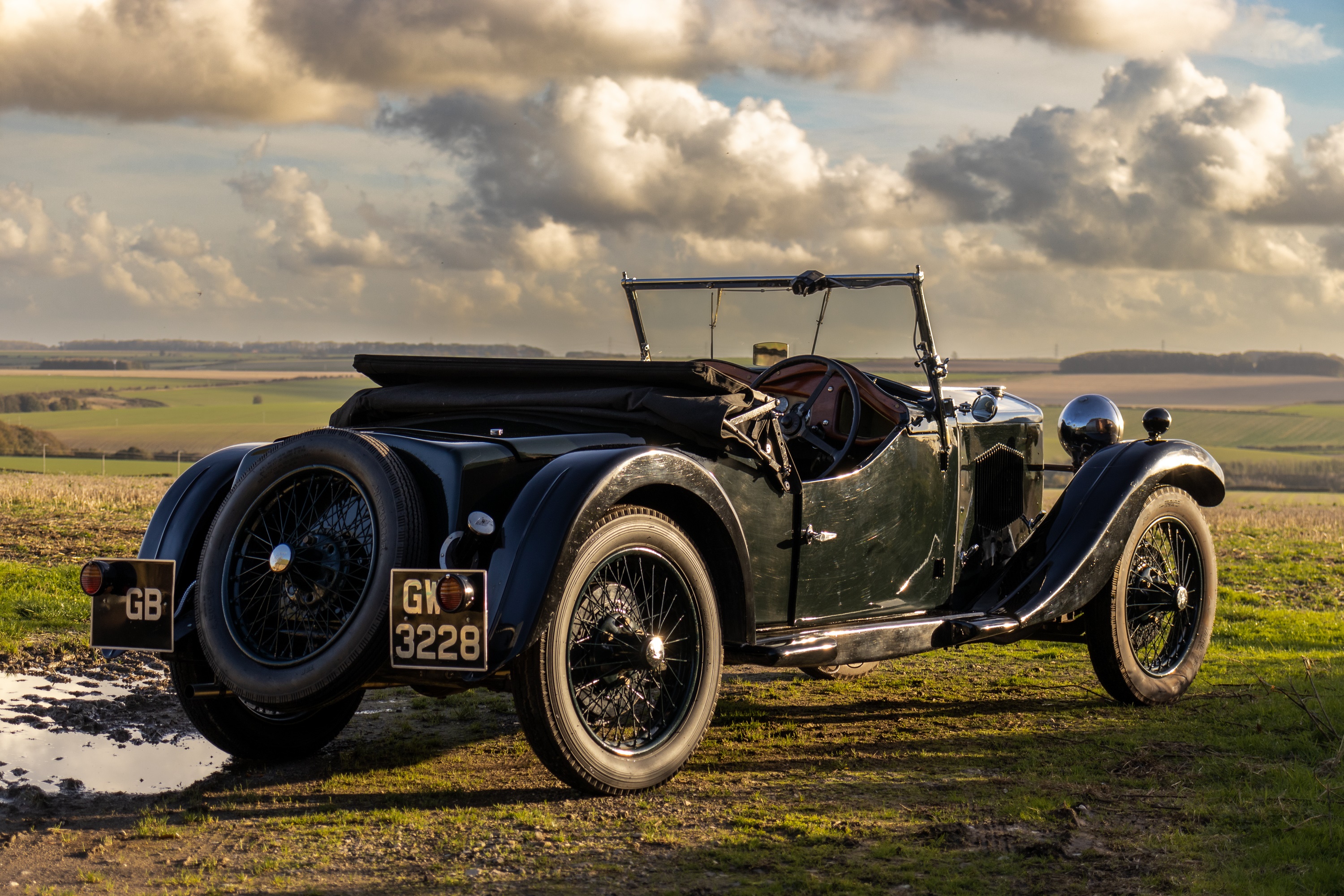 Lot 18 - 1932 Riley Nine Gamecock