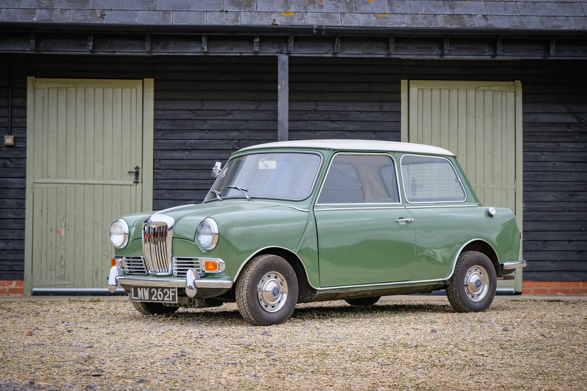 Lot 27 - 1968 Riley Elf MkIII