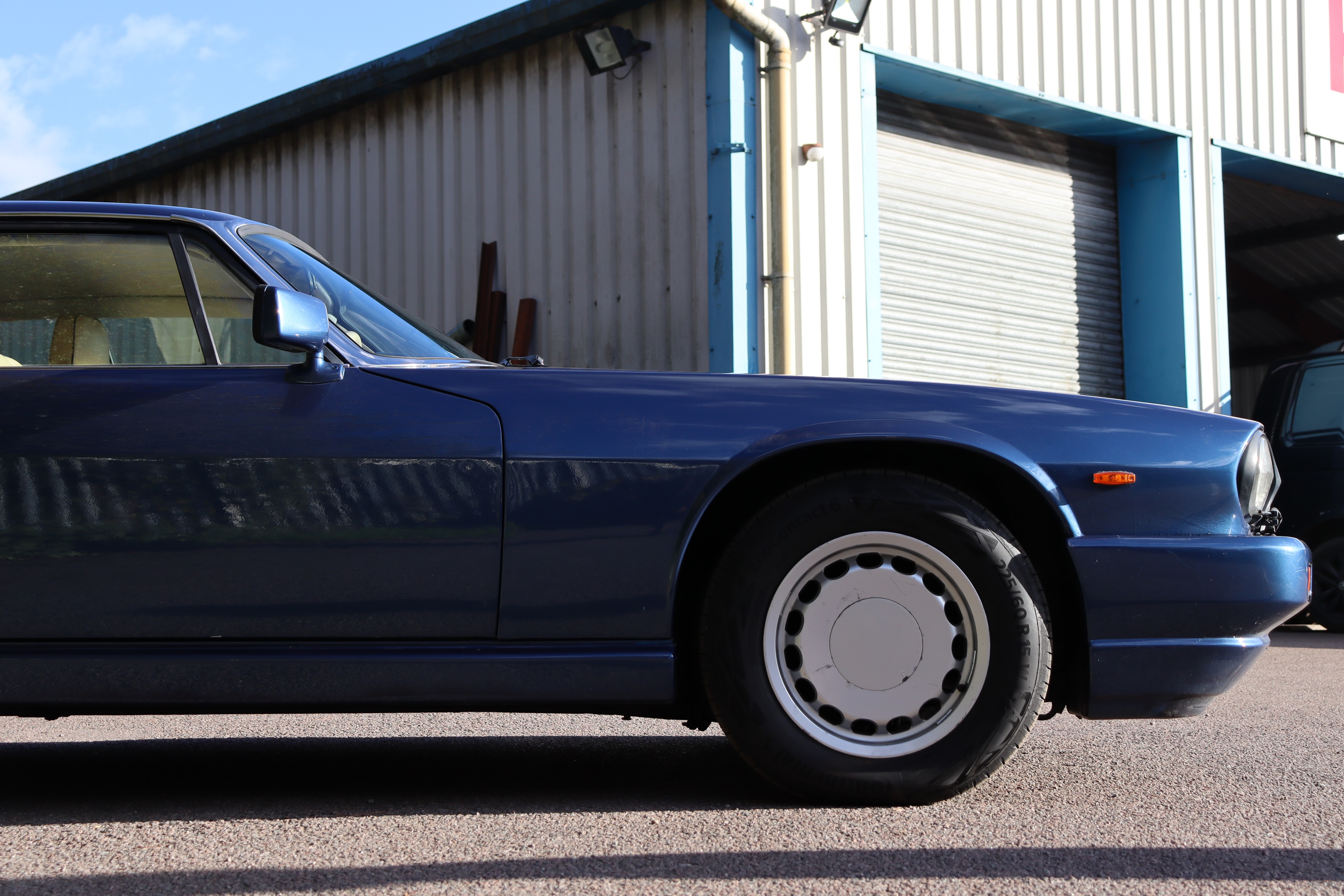 Lot 66 - 1989 Jaguar XJR-S 5.3
