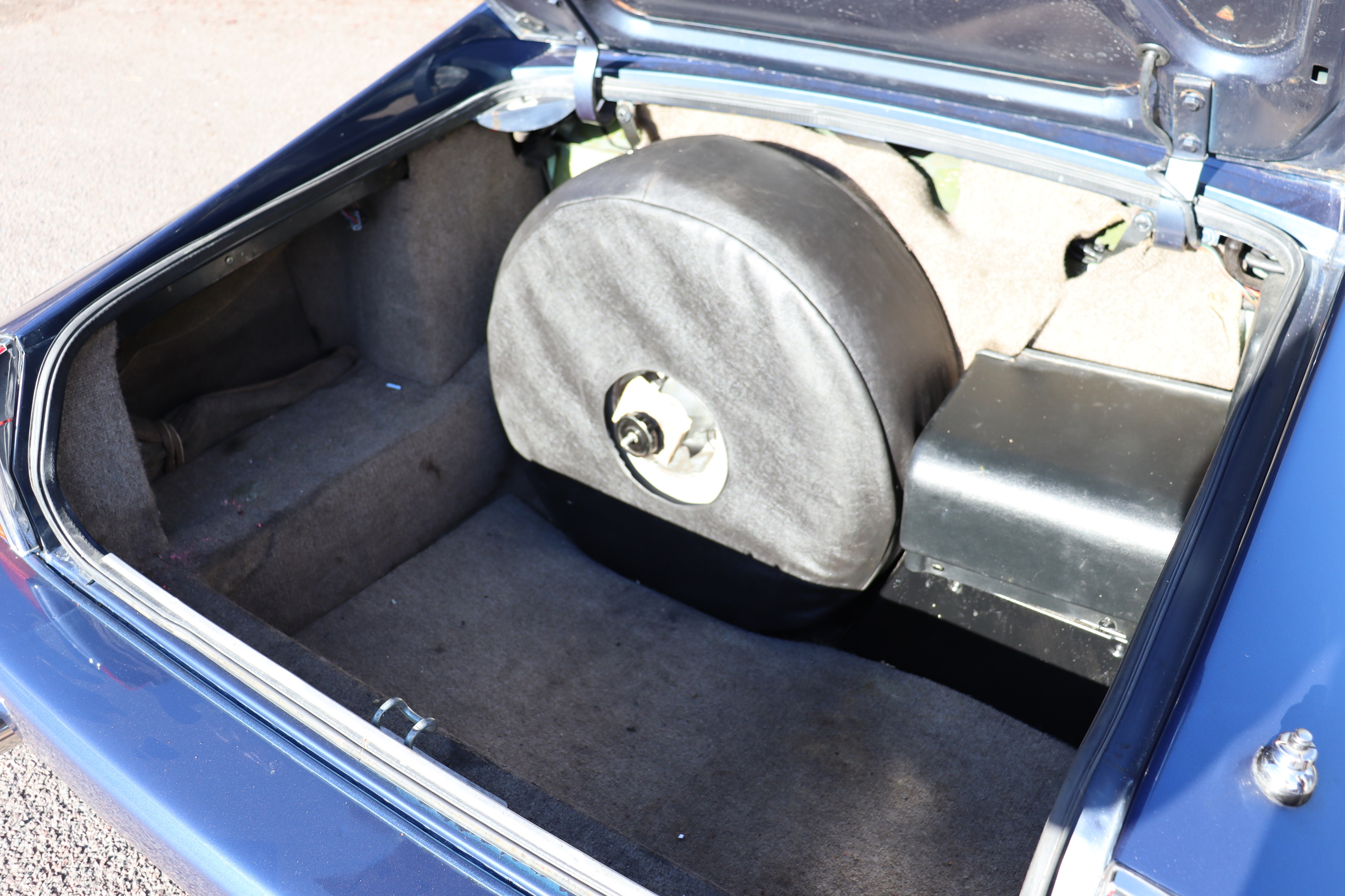 Lot 66 - 1989 Jaguar XJR-S 5.3