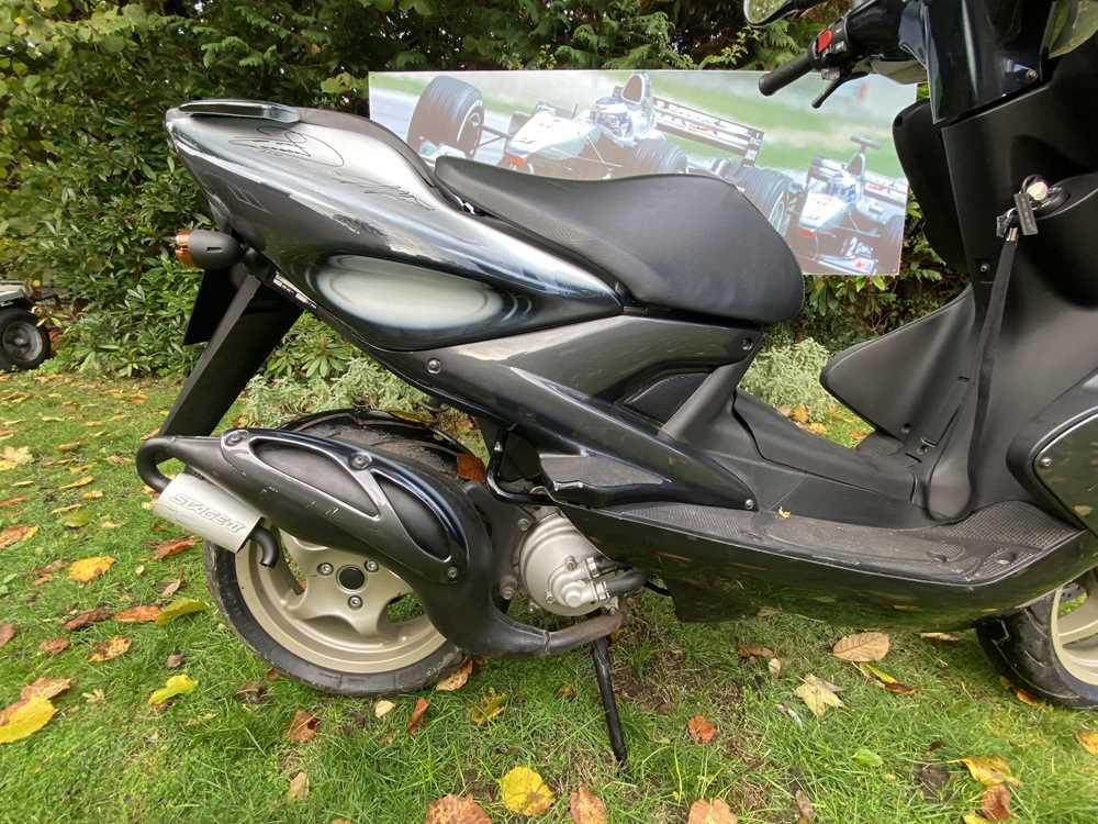 Lot 128 - 2000 MBK Scooter