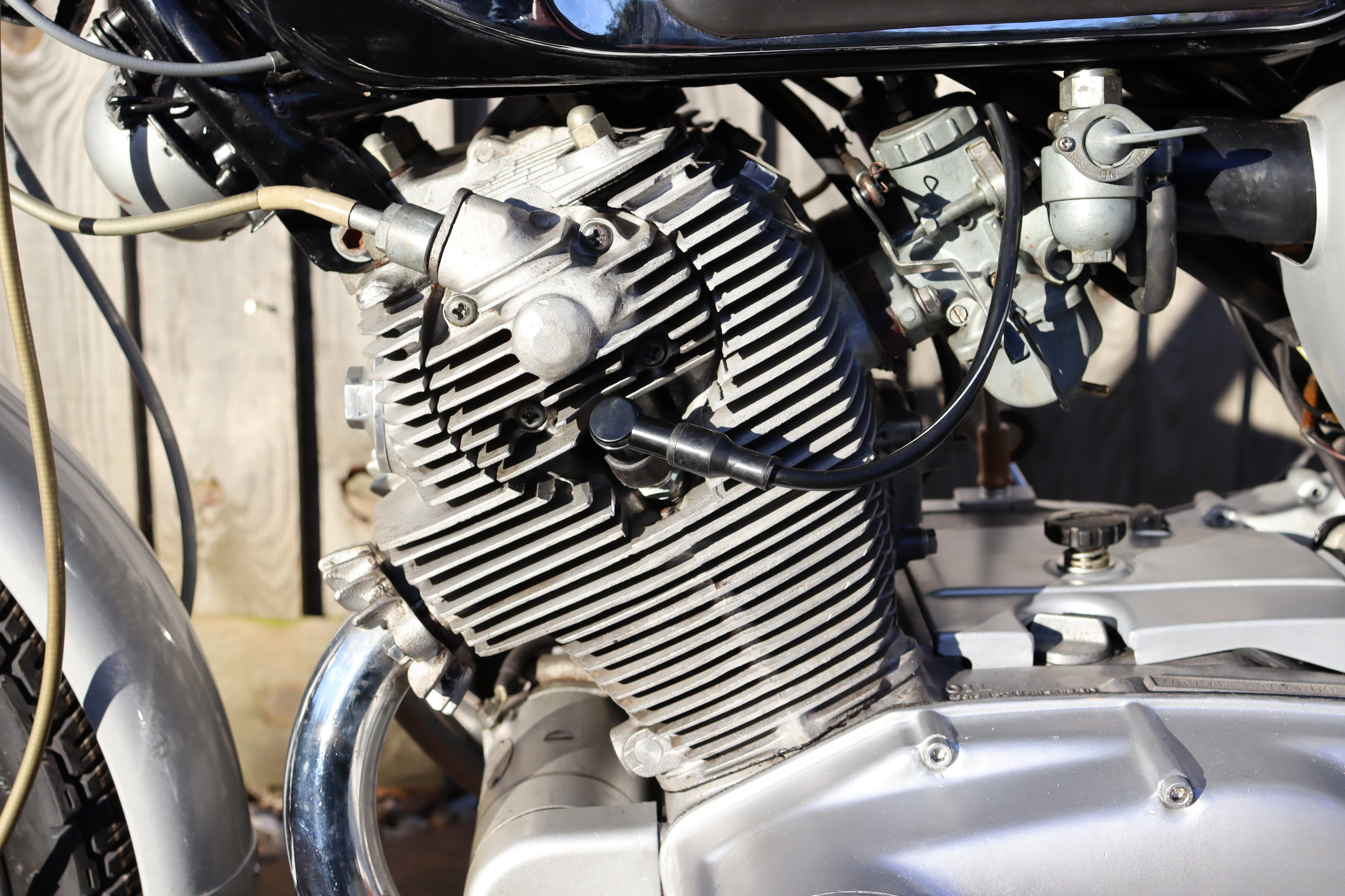 Lot 393 - 1965 Honda CB77