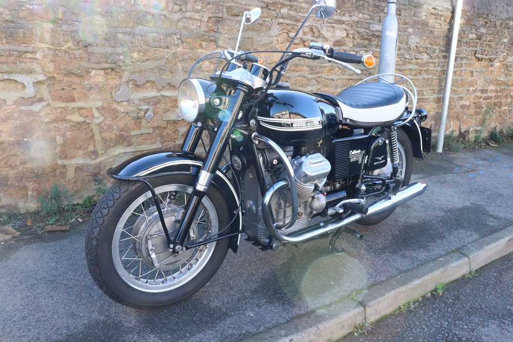 Lot 383 - 1972 Moto Guzzi 850 GT