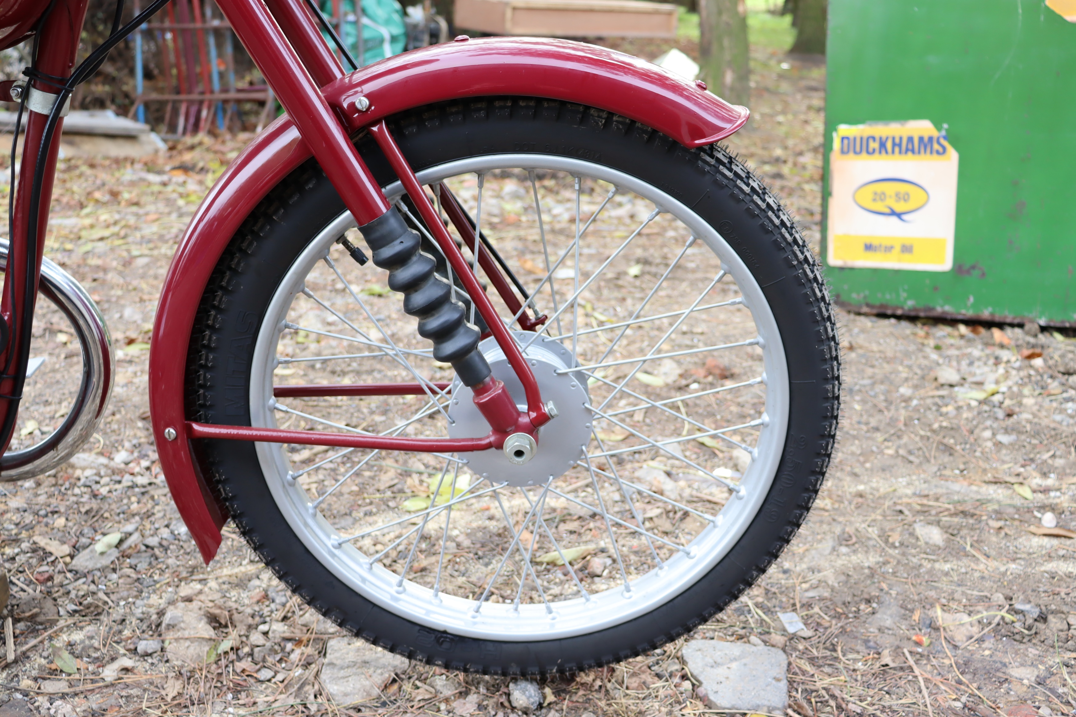 Lot 381 - 1961 James Cadet