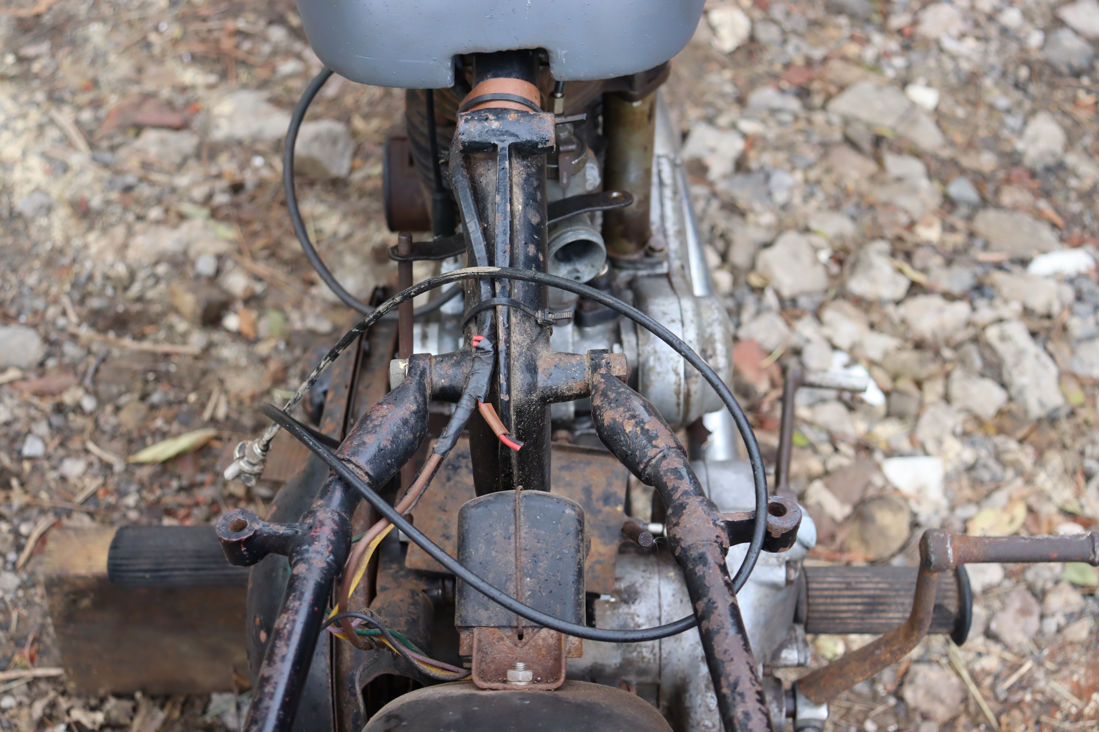 Lot 260 - 1954 Panther Model 75