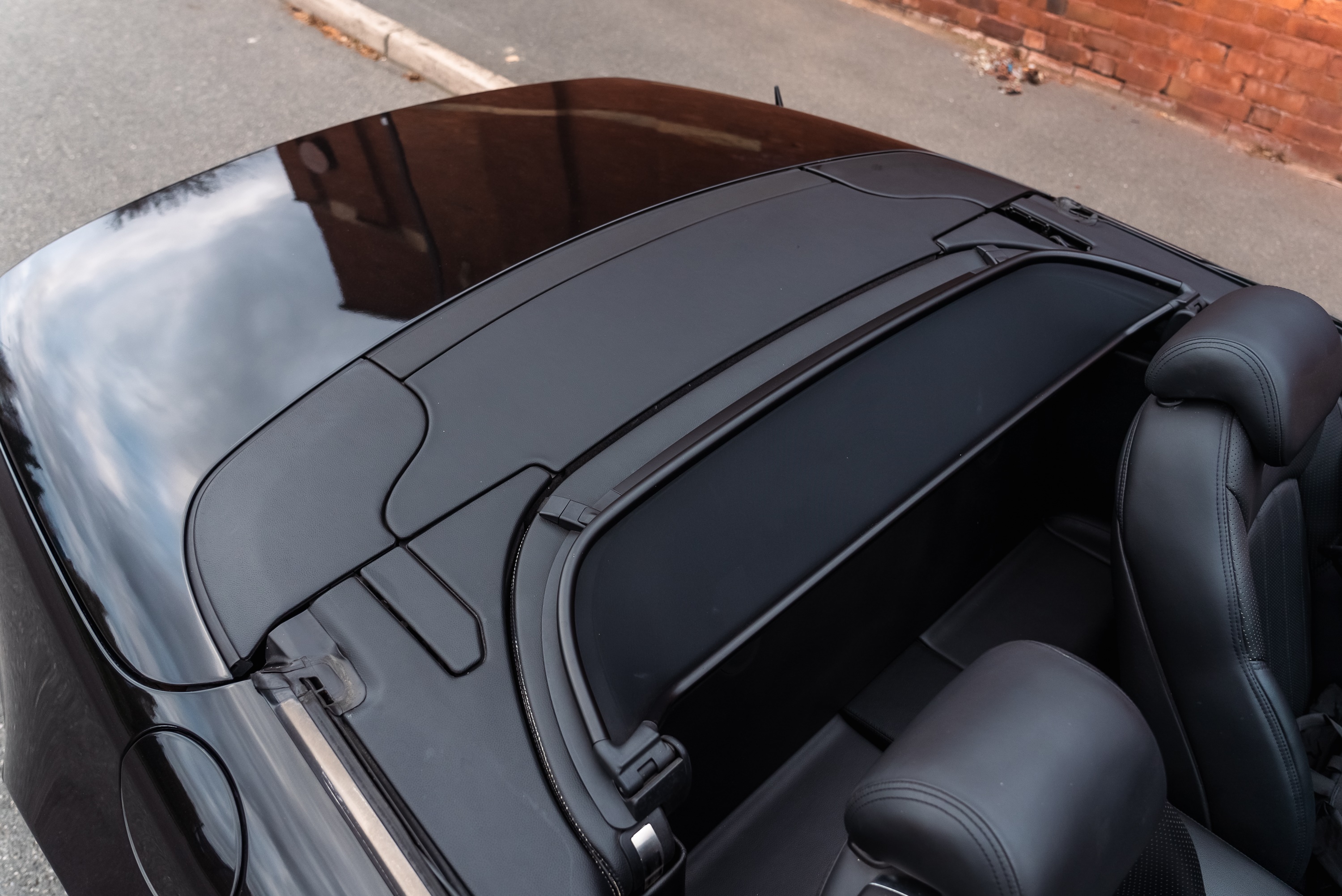 Lot 15 - 2003 Mercedes-Benz SL55 AMG