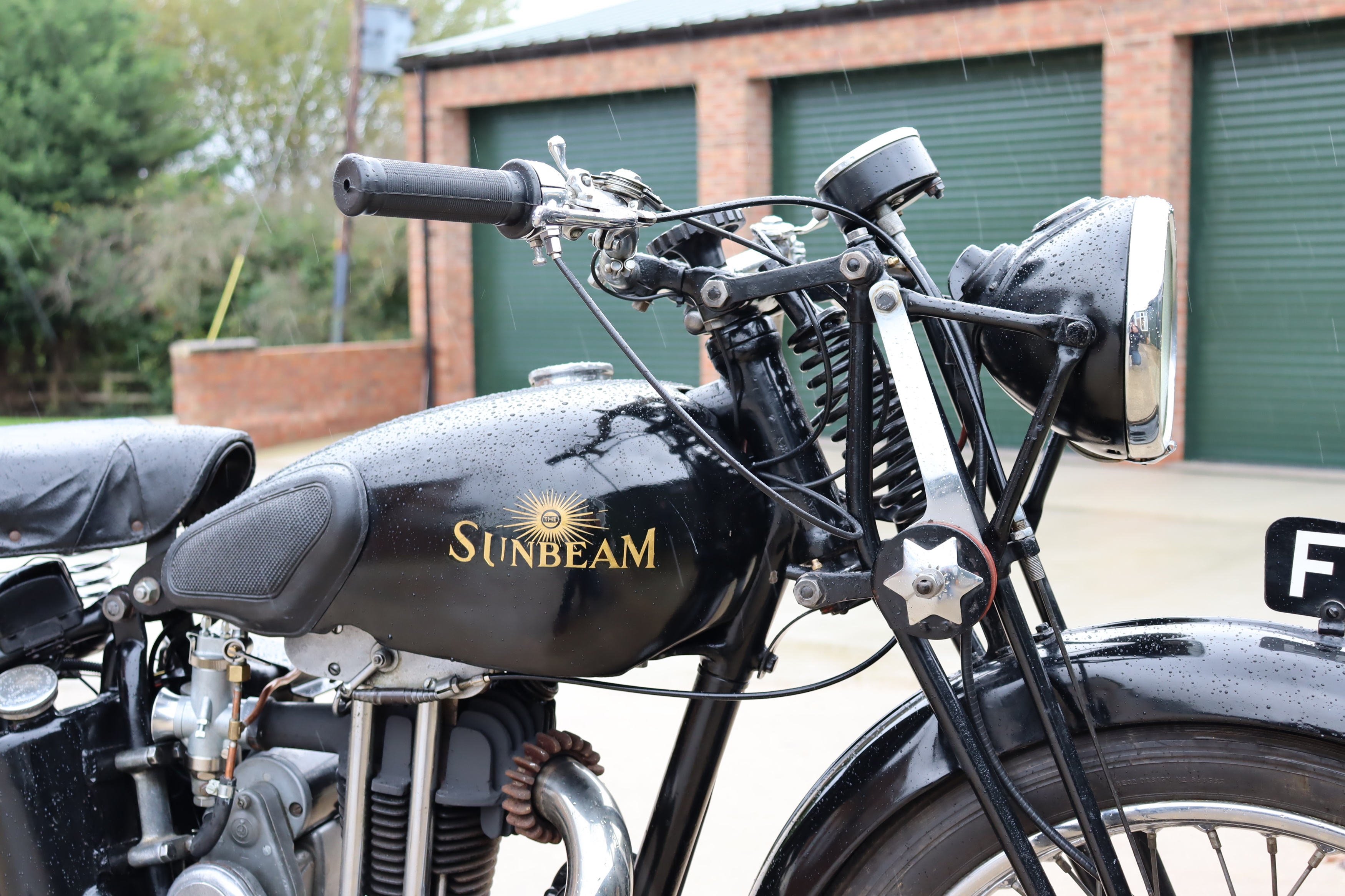 Lot 242 - 1938 Sunbeam A23