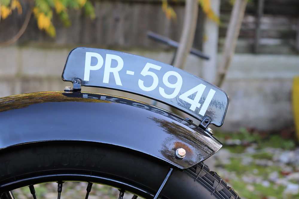 Lot 277 - 1925 Douglas OB