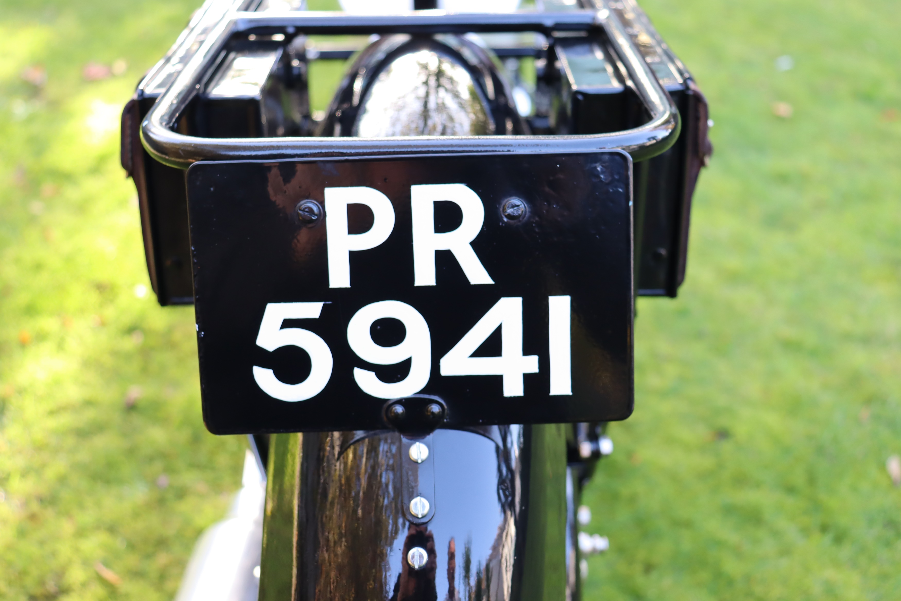 Lot 277 - 1925 Douglas OB