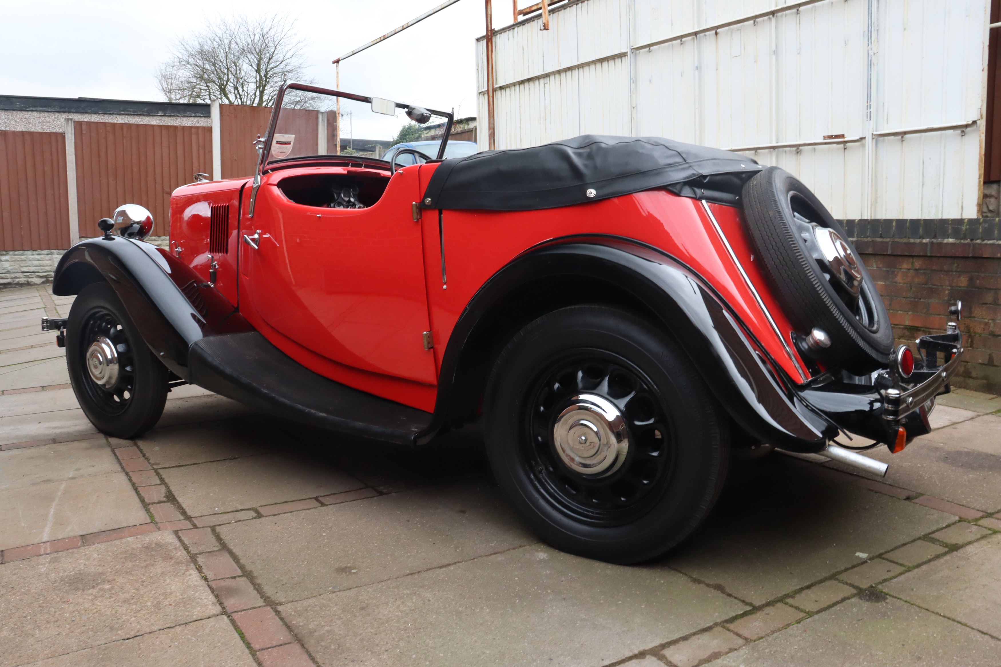 Lot 73 - 1937 Morris 8 Tourer