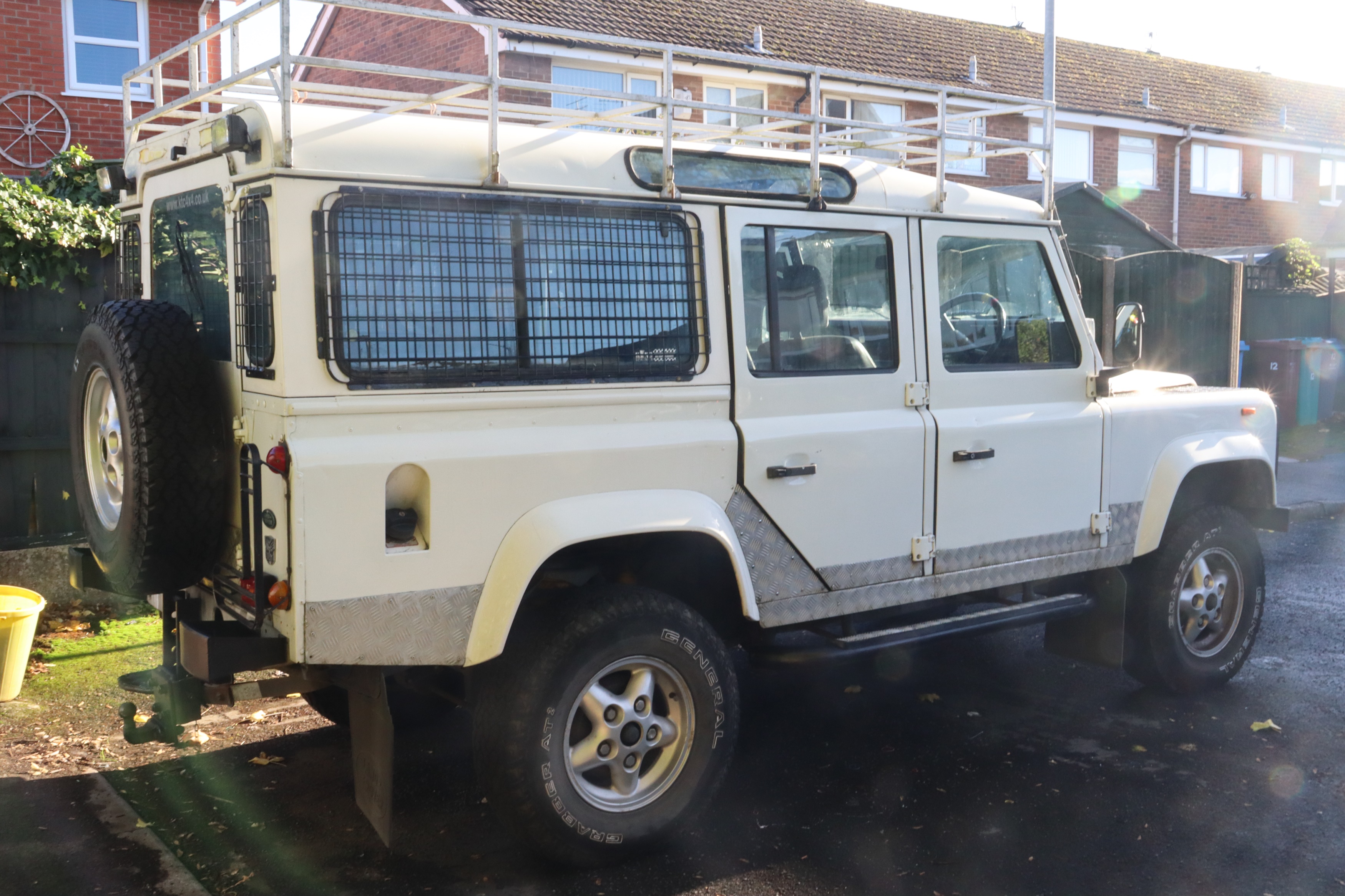 Lot 30 - 1990 Land Rover 110 Defender TDI
