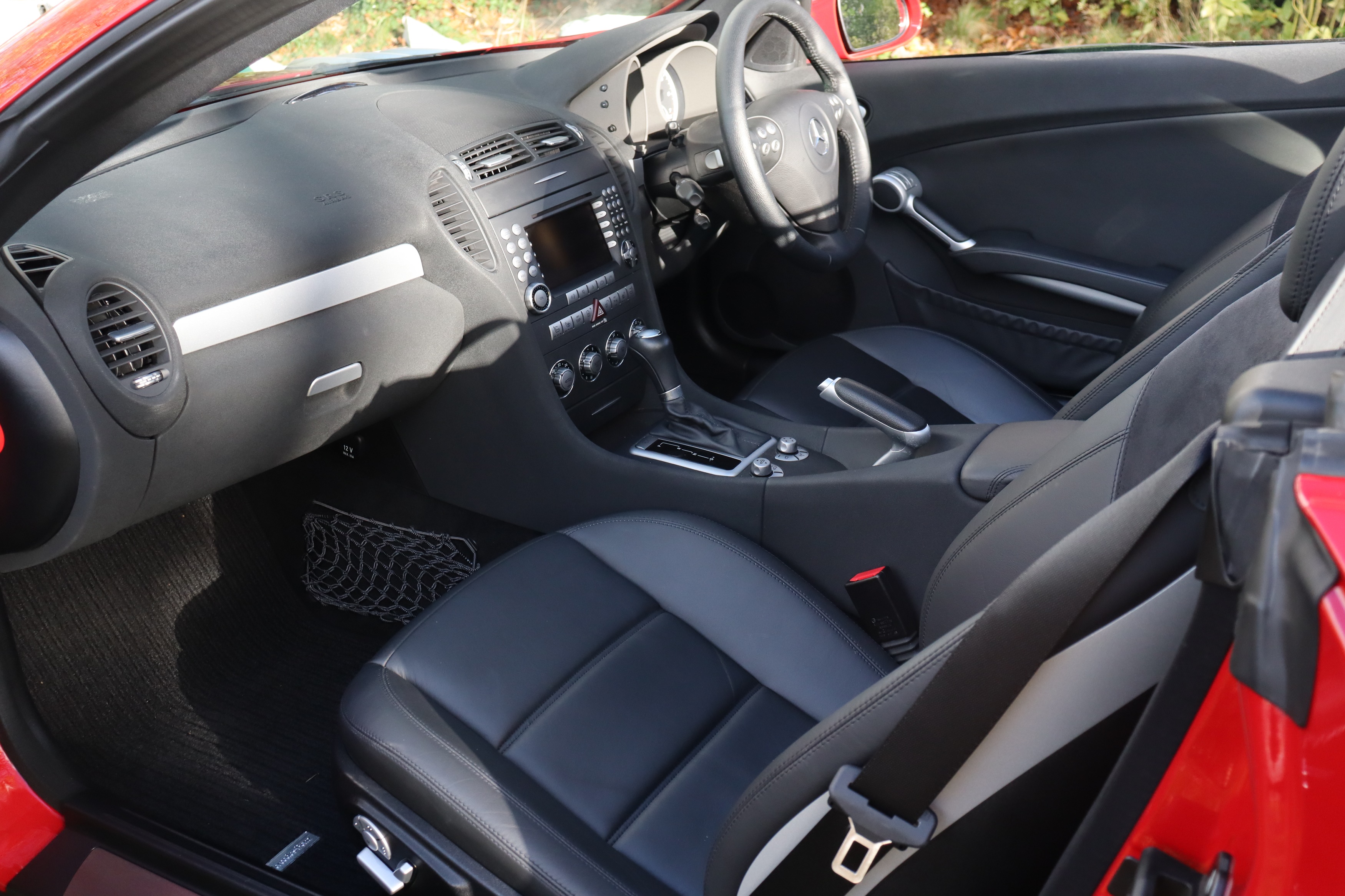 Lot 80 - 2005 Mercedes-Benz SLK 55 AMG