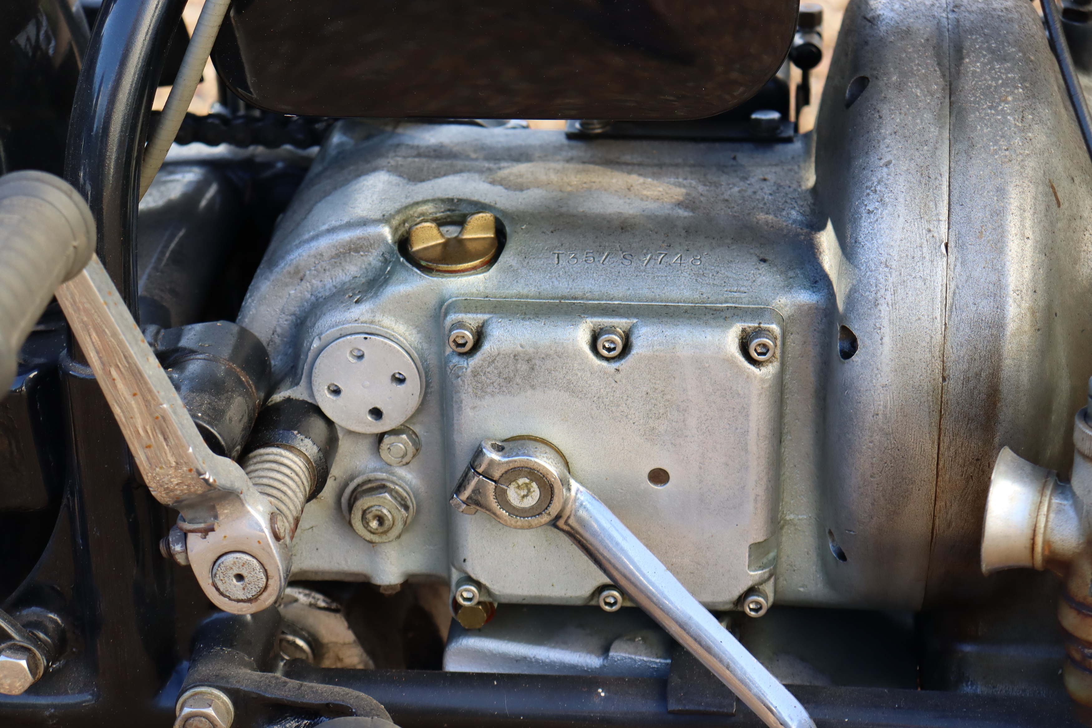 Lot 369 - 1947 Douglas T35