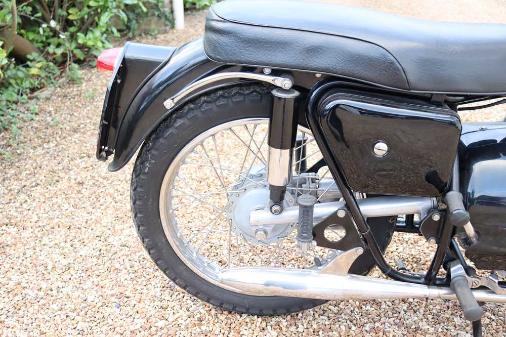 Lot 371 - 1957 Velocette Valiant