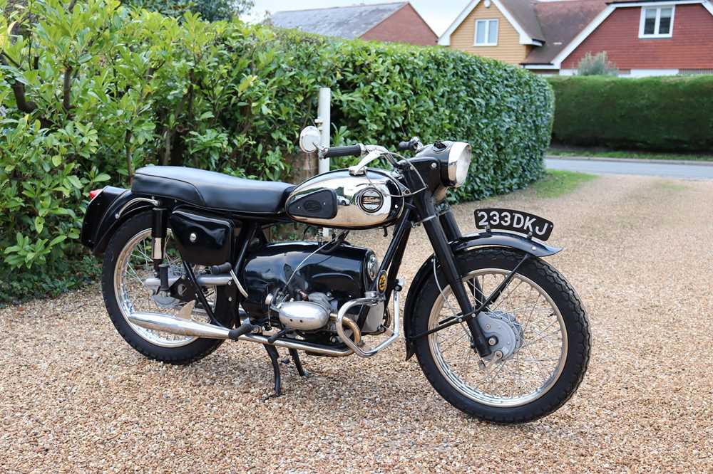 Lot 371 - 1957 Velocette Valiant