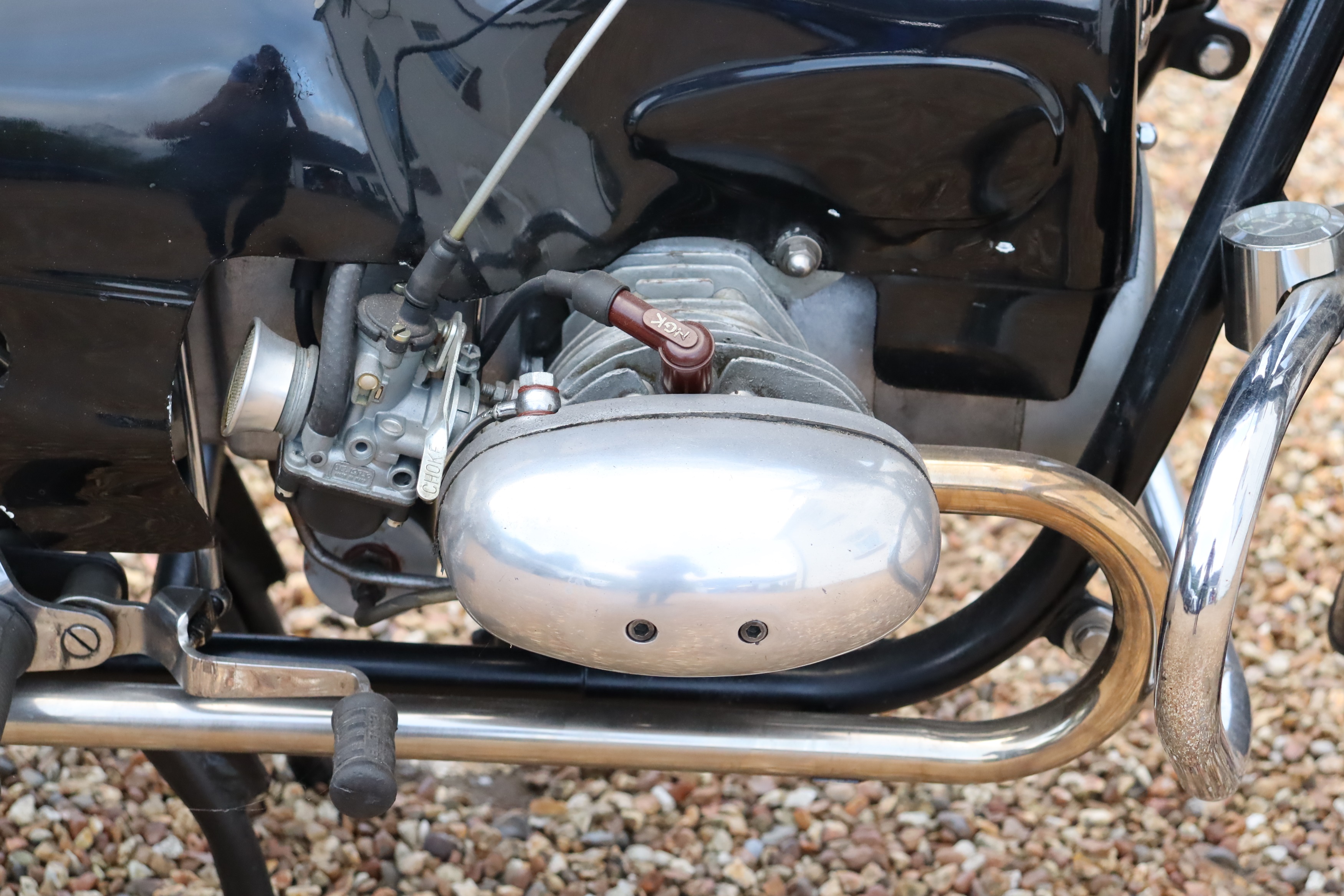 Lot 371 - 1957 Velocette Valiant