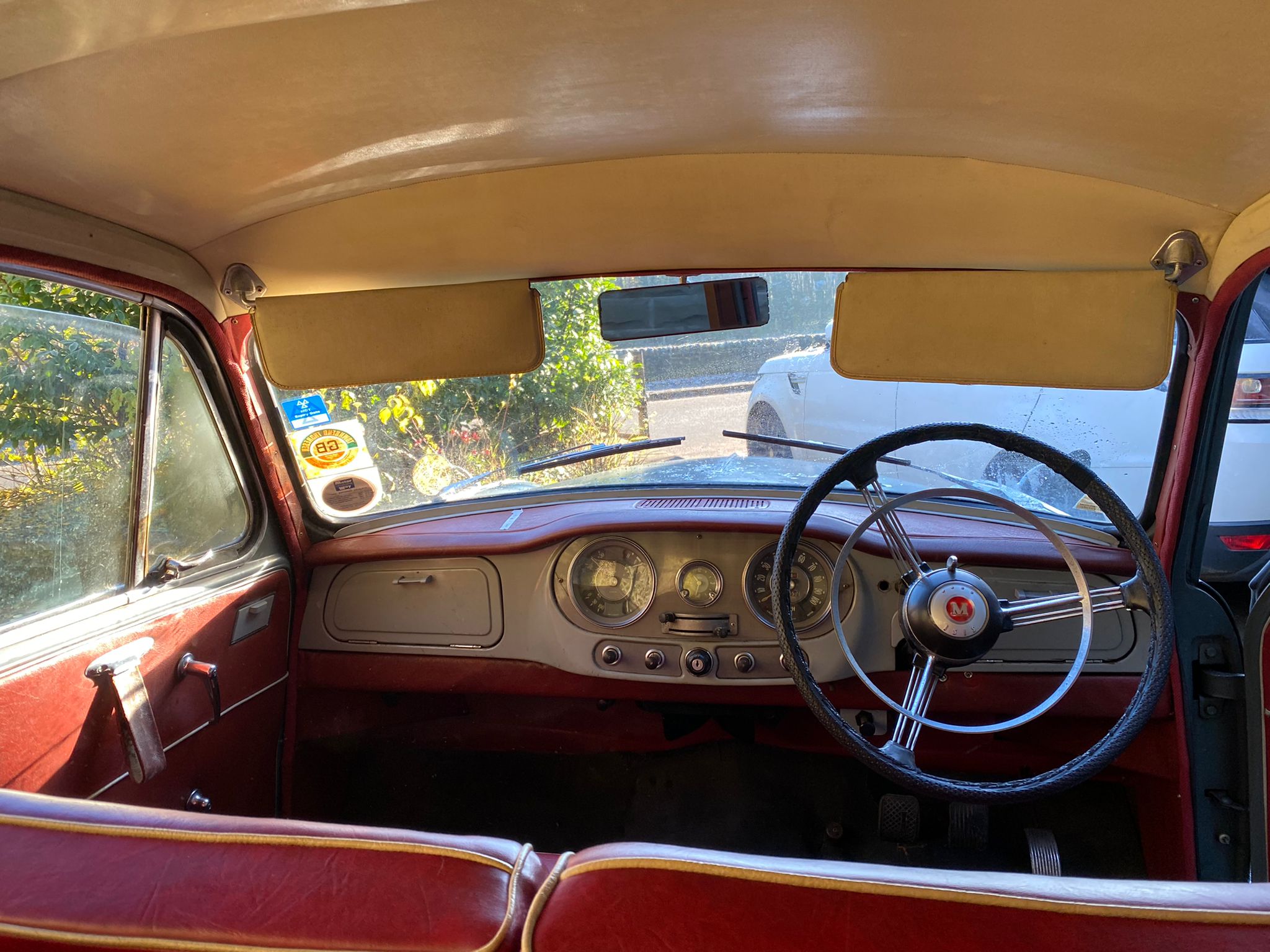 1957 Morris Isis Series II Traveller