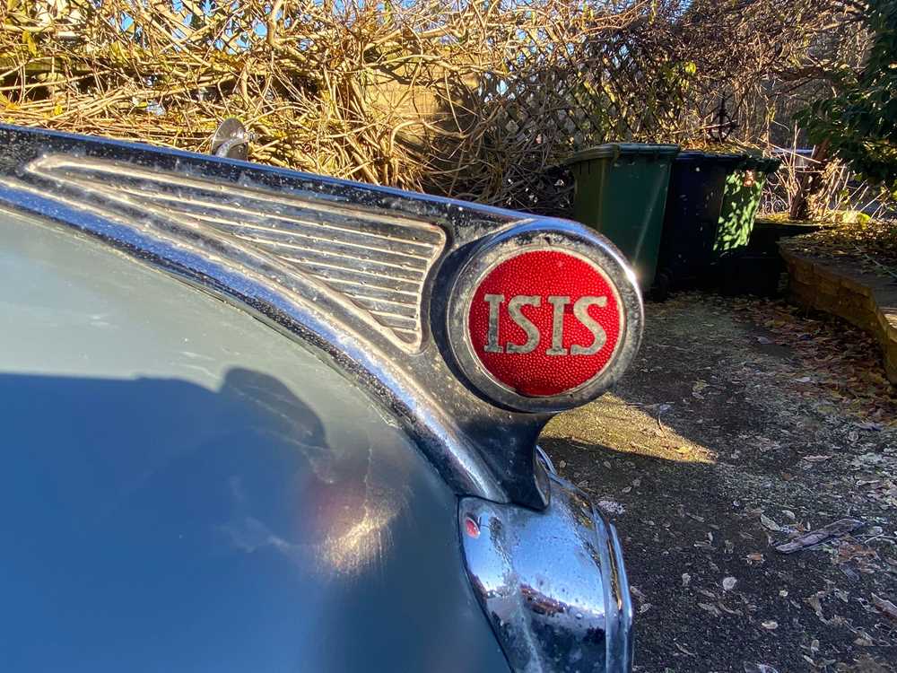 1957 Morris Isis Series II Traveller