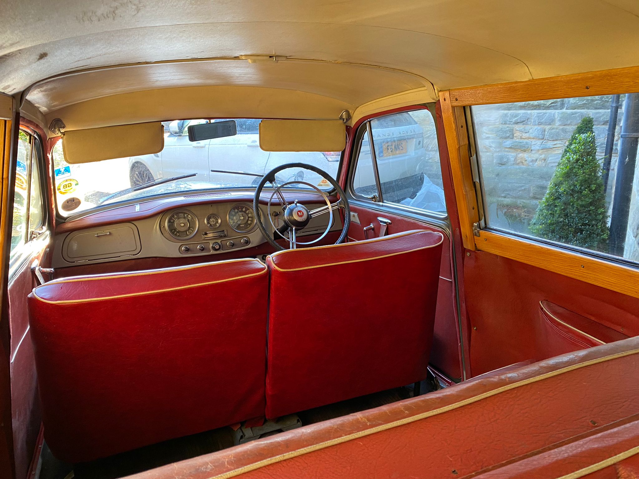 1957 Morris Isis Series II Traveller