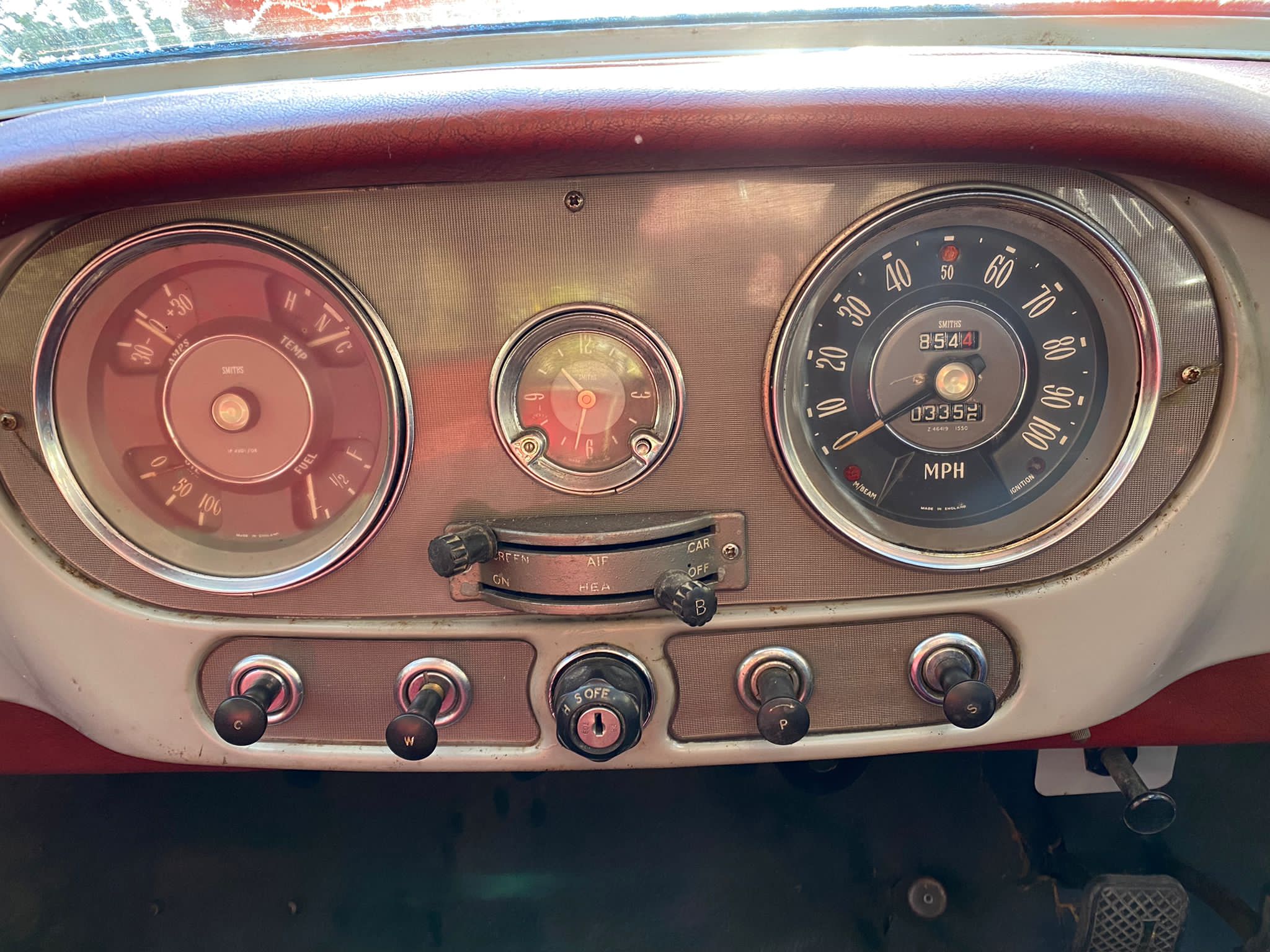 1957 Morris Isis Series II Traveller