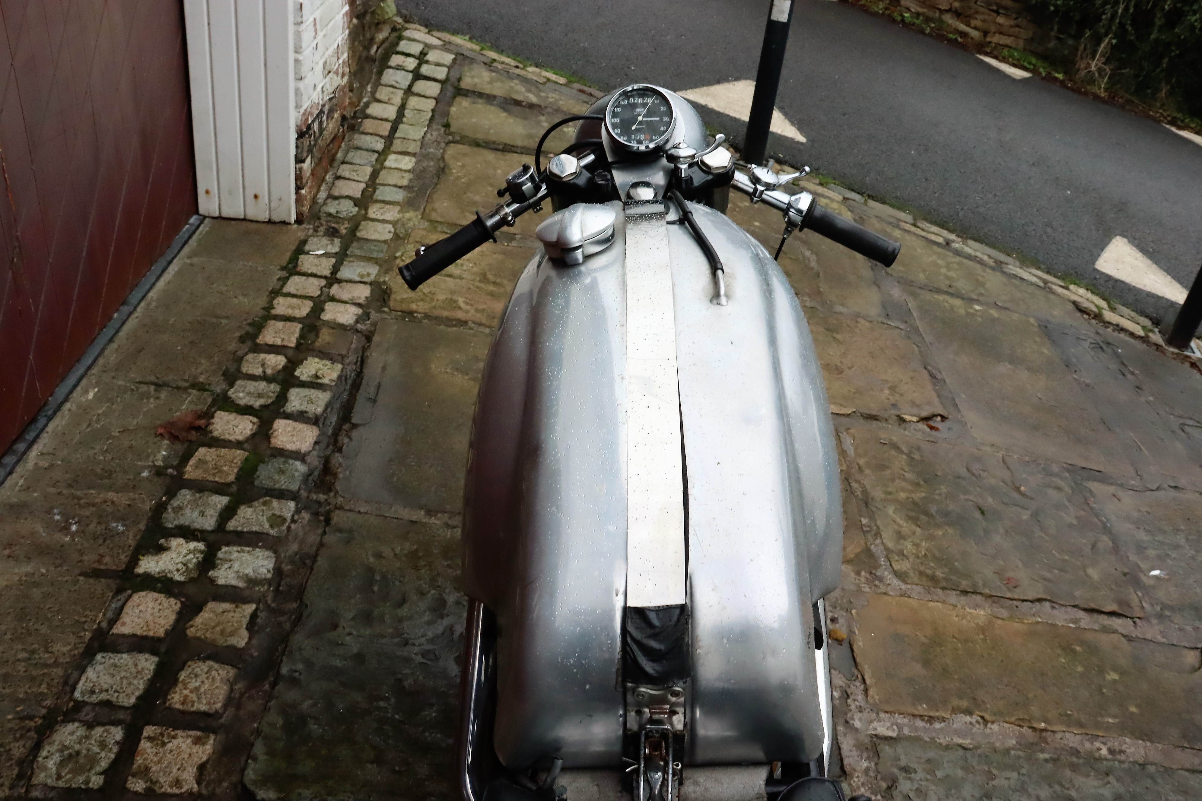 Lot 291 - 1972 Triton 650
