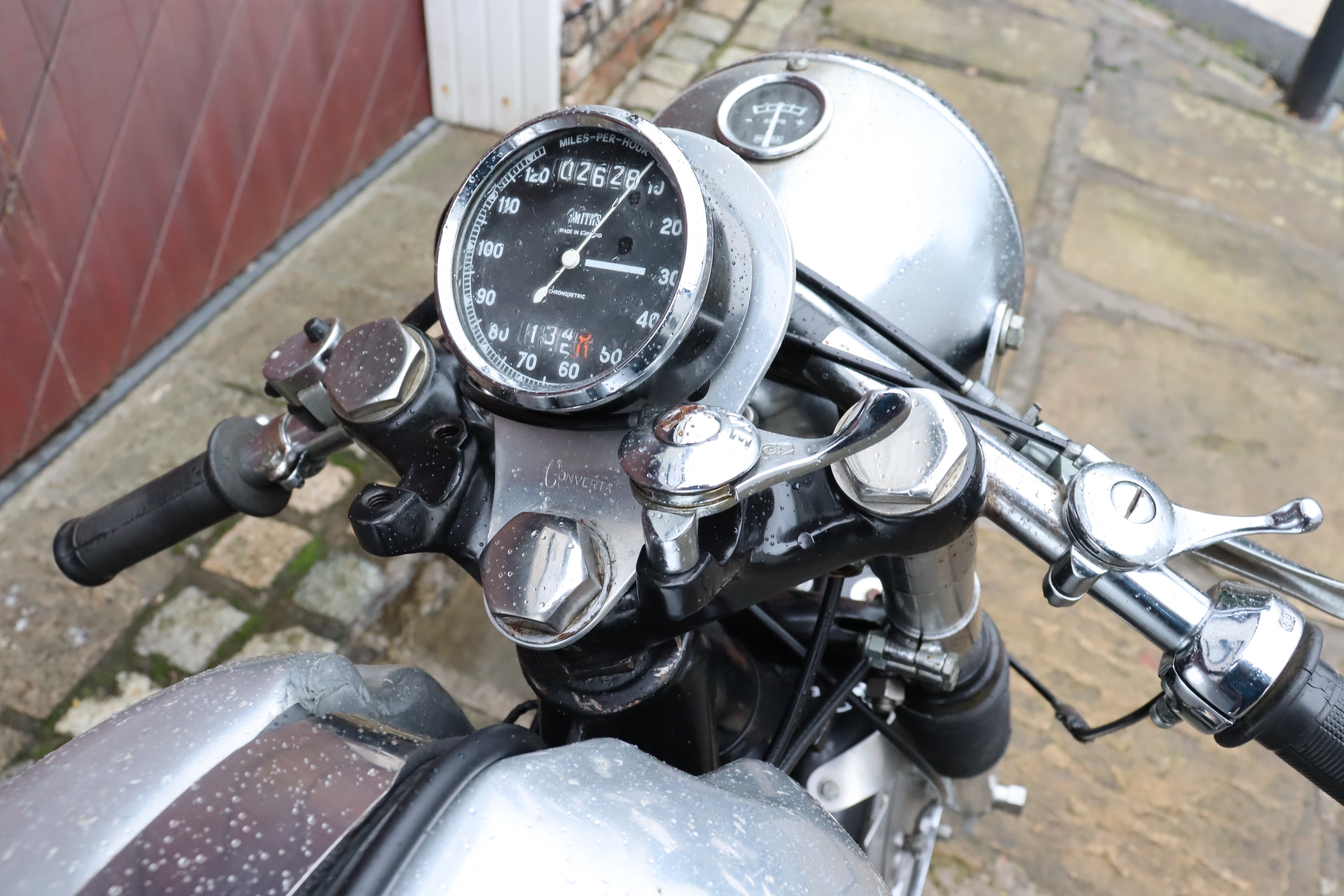 Lot 291 - 1972 Triton 650