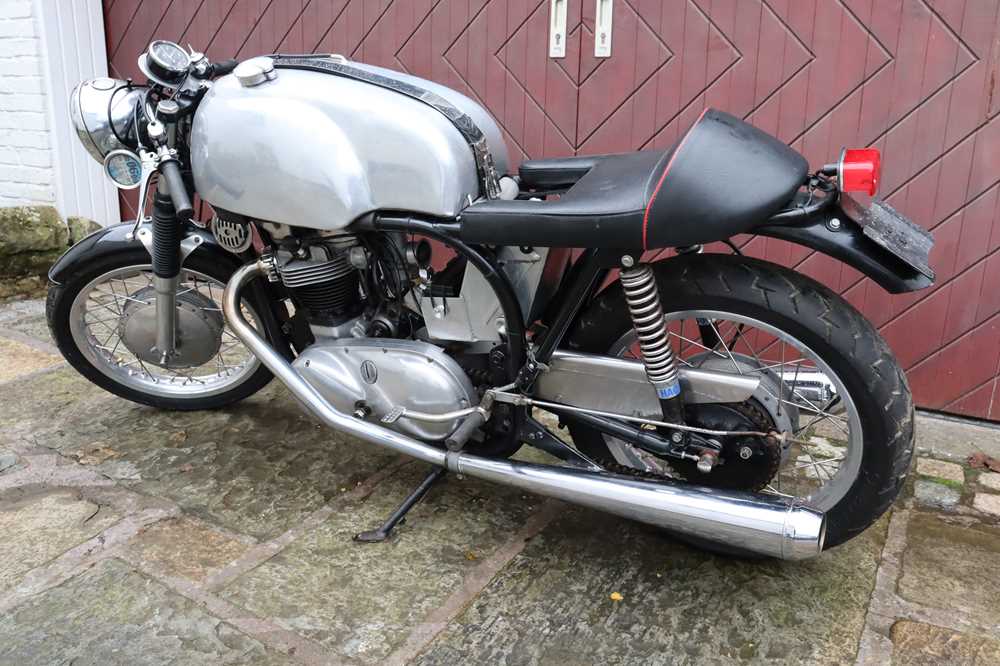 Lot 291 - 1972 Triton 650