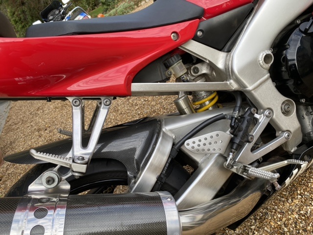 Lot 274 - 2001 Yamaha R1