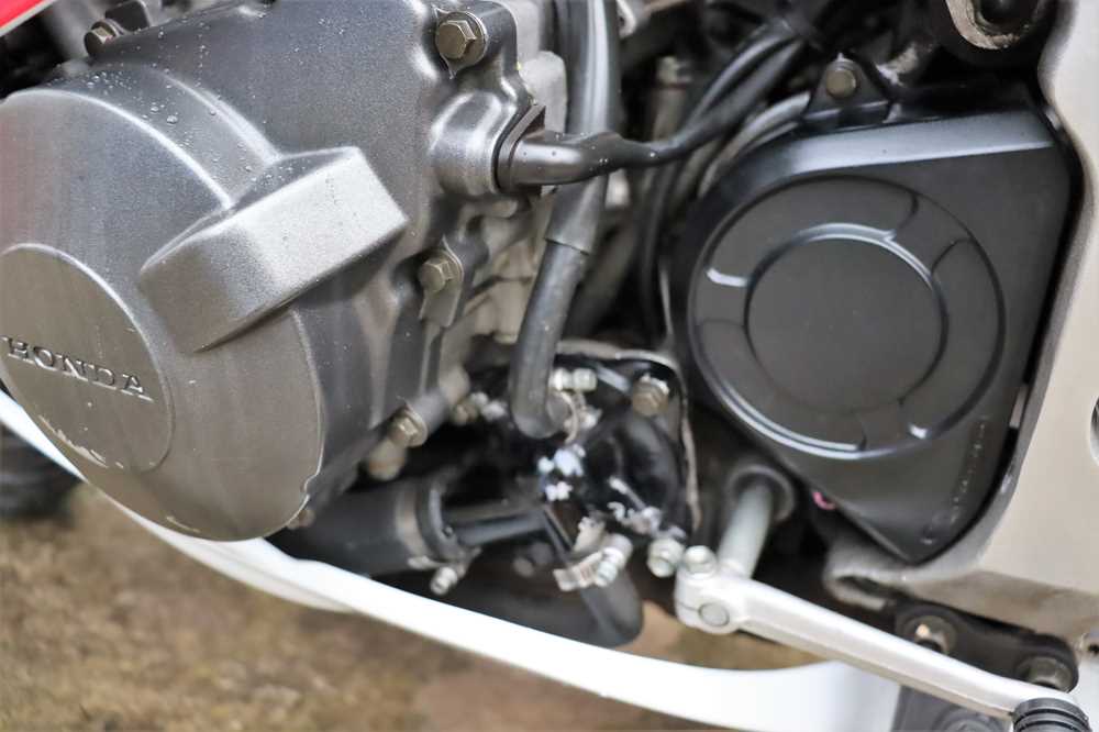 Lot 238 - 1993 Honda SC28 CBR900RR Fireblade