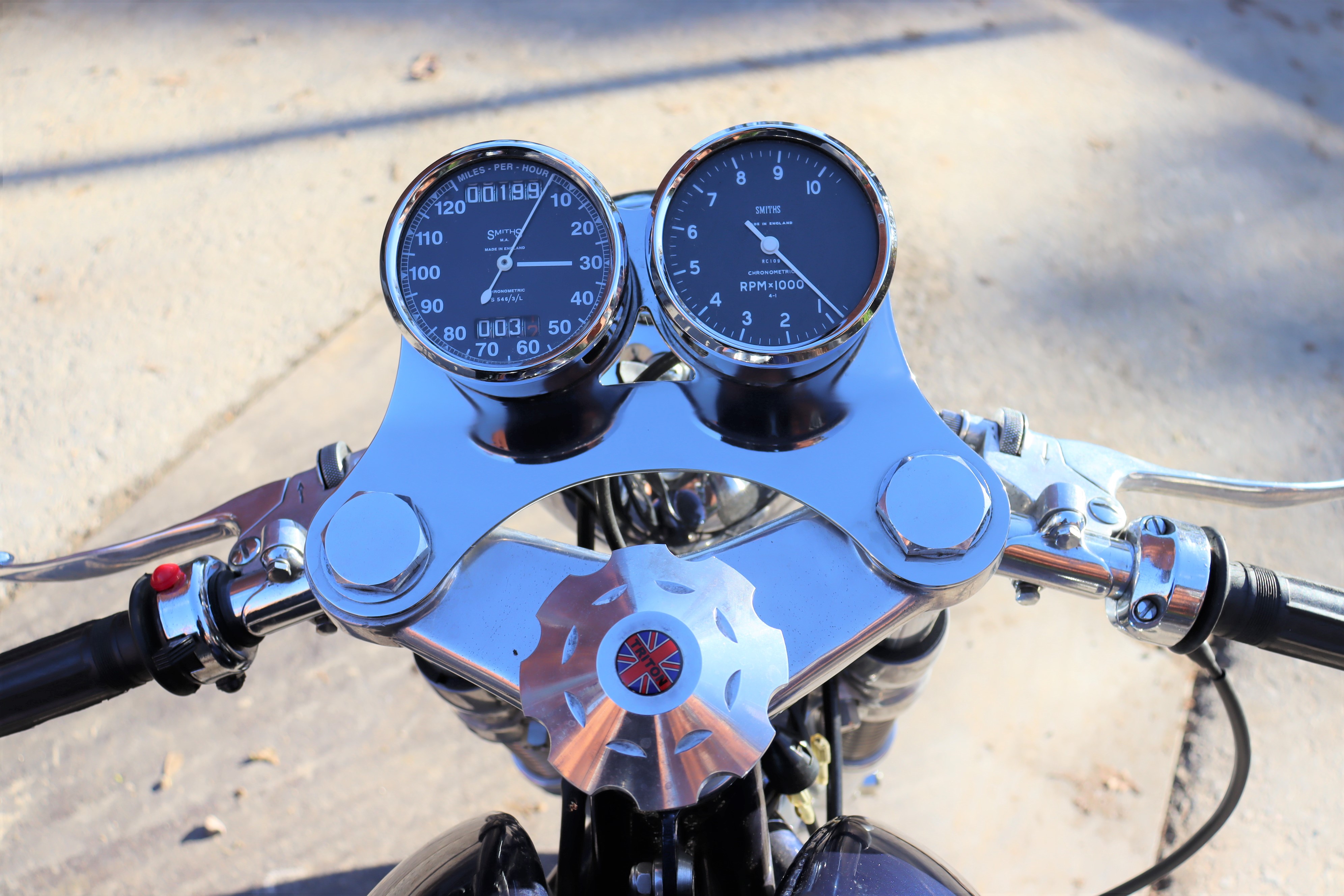 Lot 255 - 1962 Triton