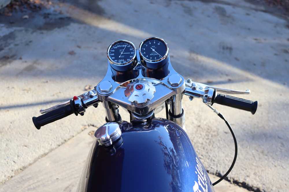 Lot 255 - 1962 Triton