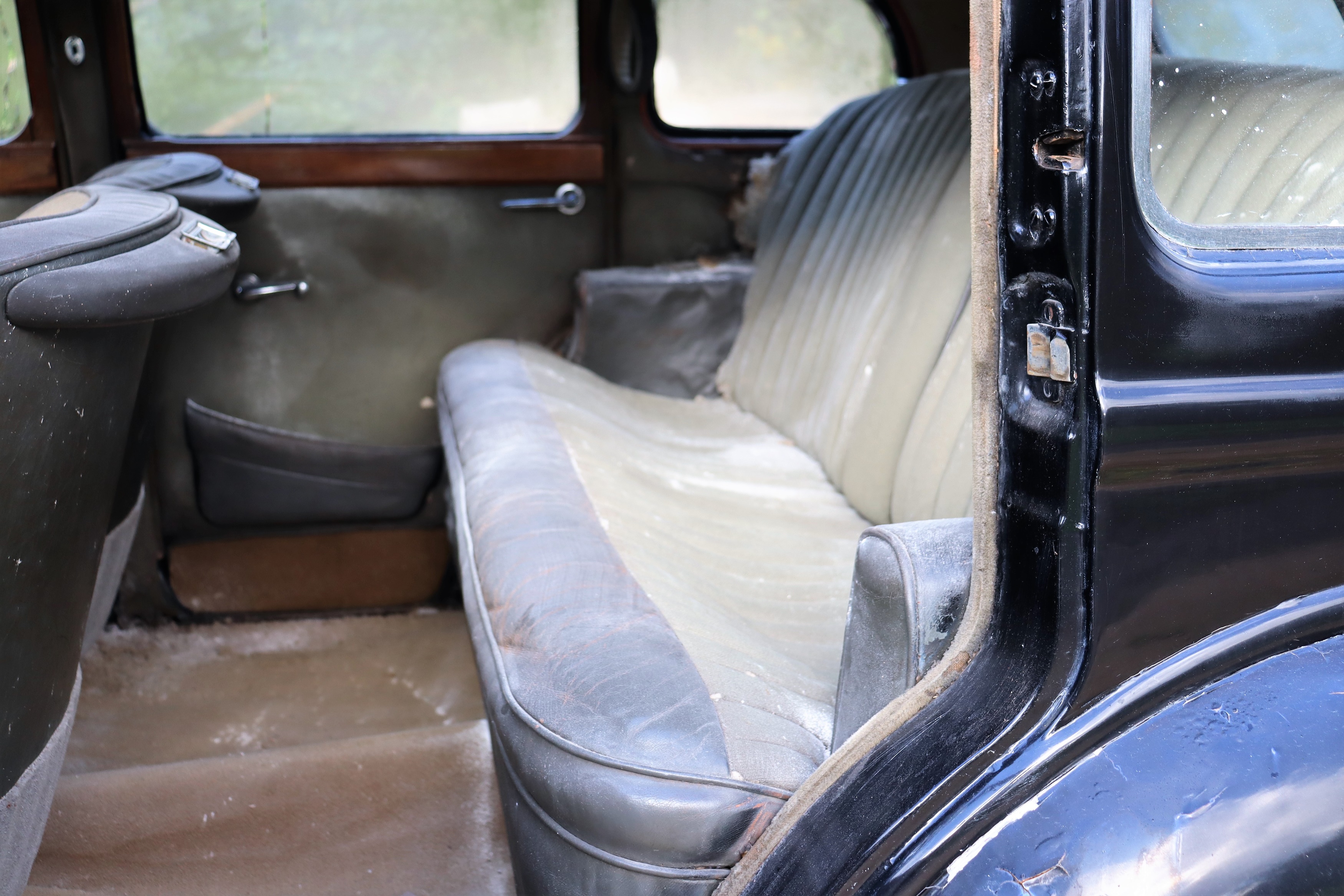 1947 Humber Snipe Saloon