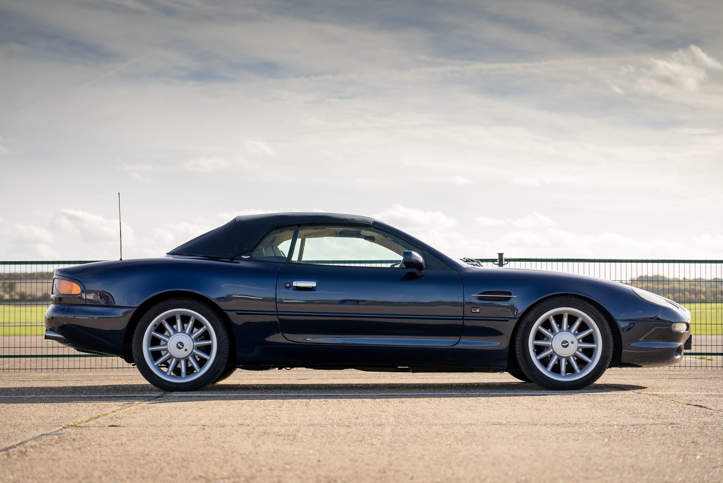 1996 Aston Martin DB7 Volante