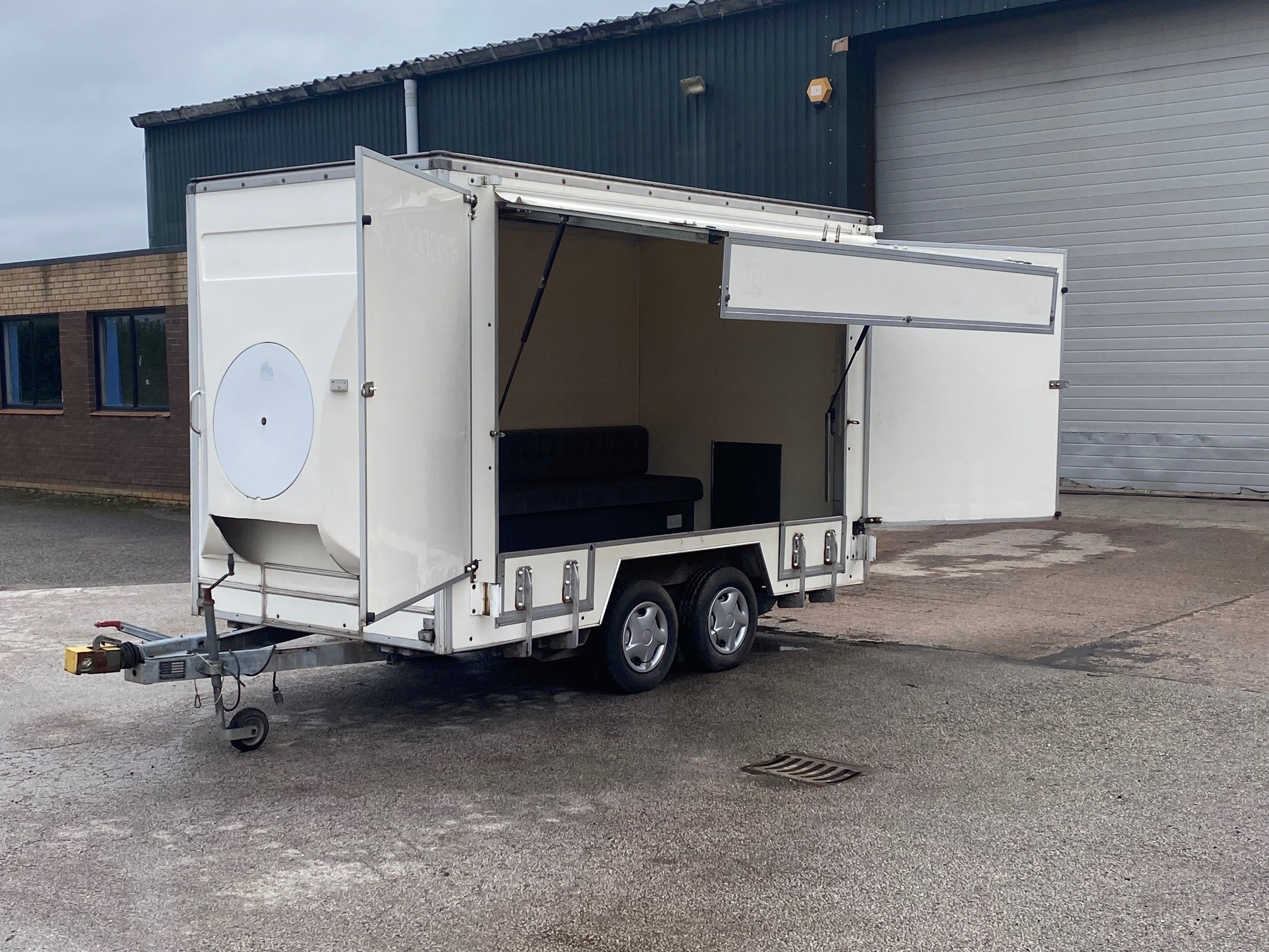 c.1995 Lynton Exhibition Trailer